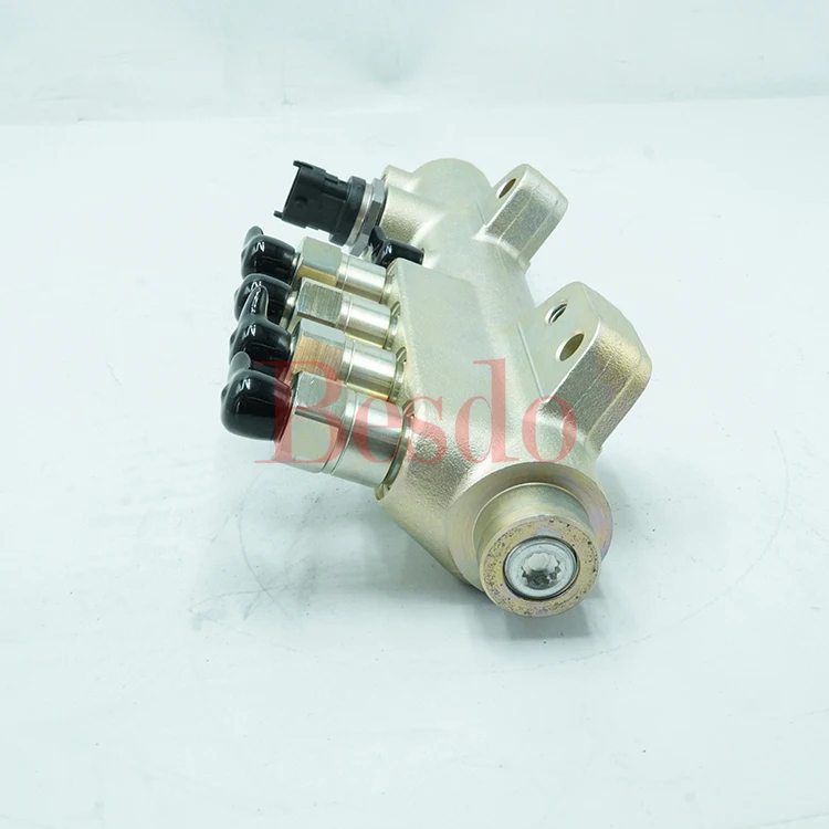 0445224036 ME228862 Diesel Engine Parts - Fuel Manifold Accumulator