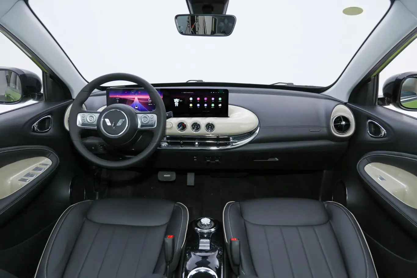 Wuling Binguo 2023 - Electric Car with 203km/333km Range