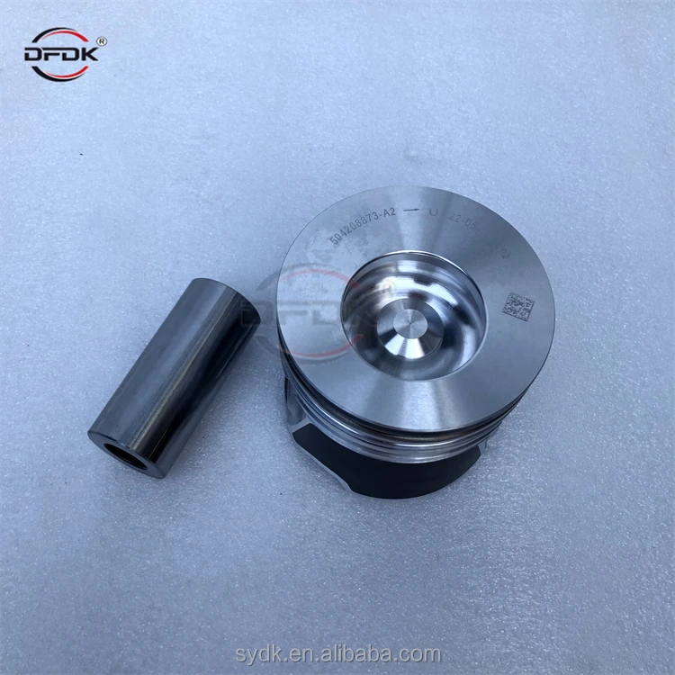 柴油发动机零件发动机活塞104 S4D104 504208873 118094740 8094740| Alibaba.com