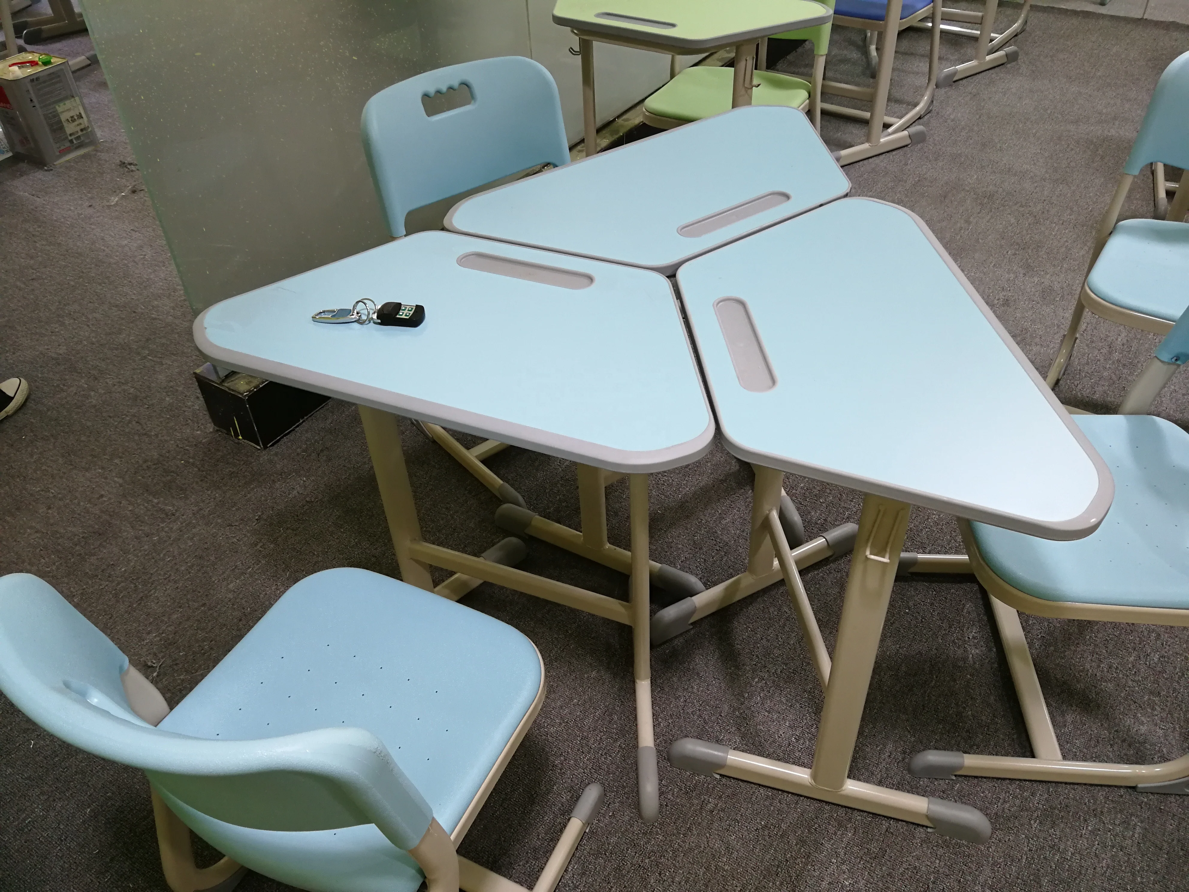 Hexagonal Spliced Octagonal Shaped Student Desk & Chair
