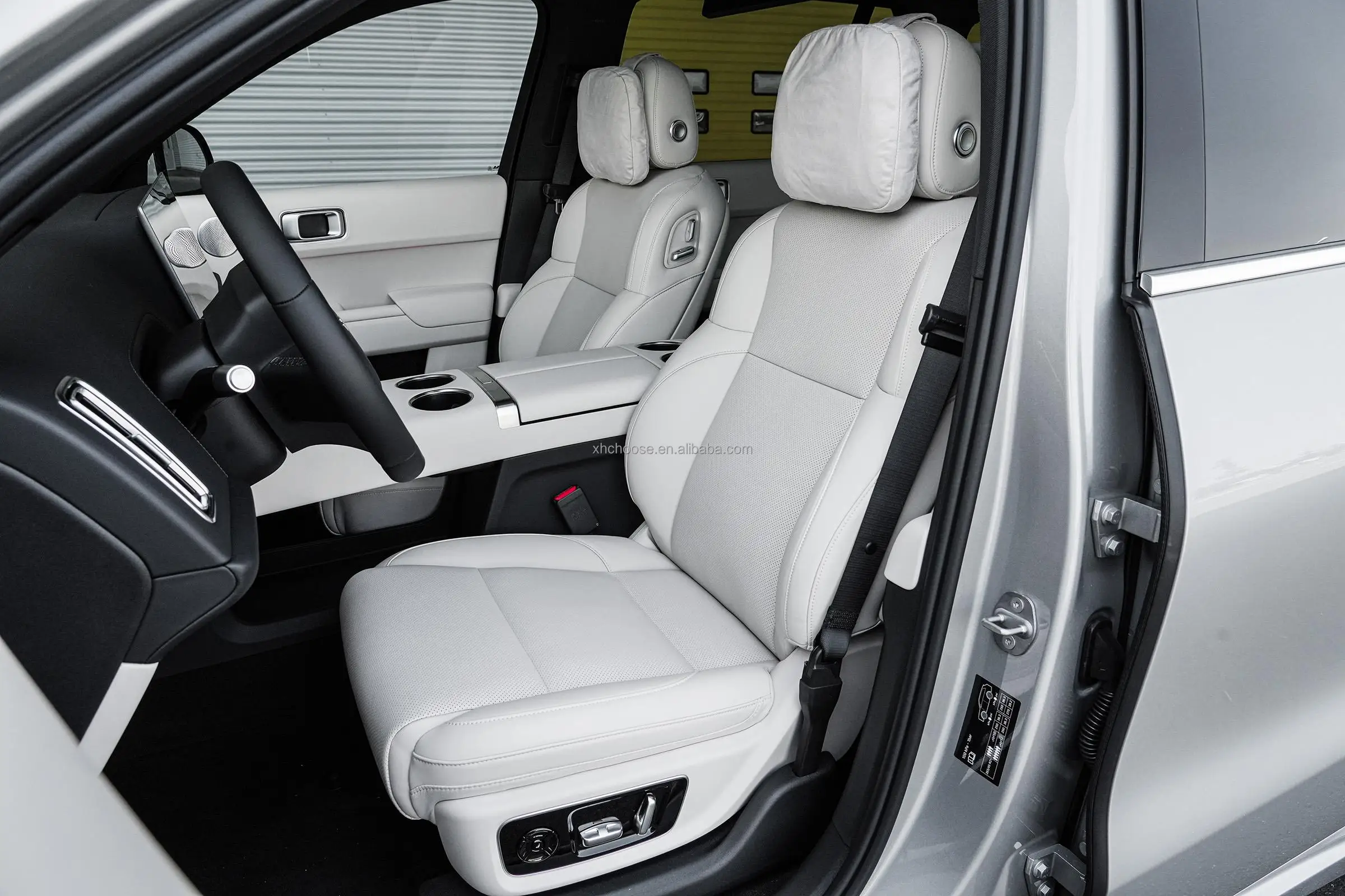 Li Auto L6 Hybrid EV SUV - Luxury and Efficiency Redefined