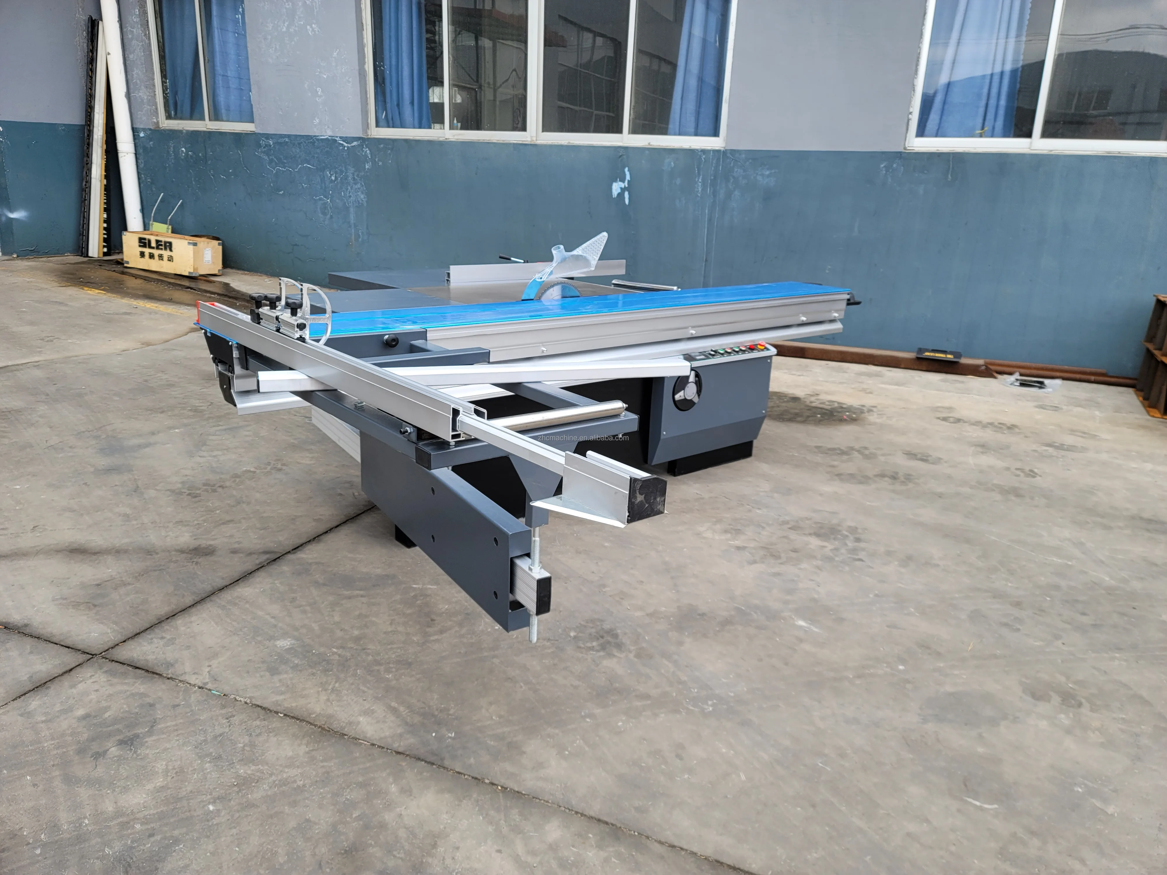Woodworking Sliding Table Panel Saw Machine 45 Degree Table Saw Wood ...