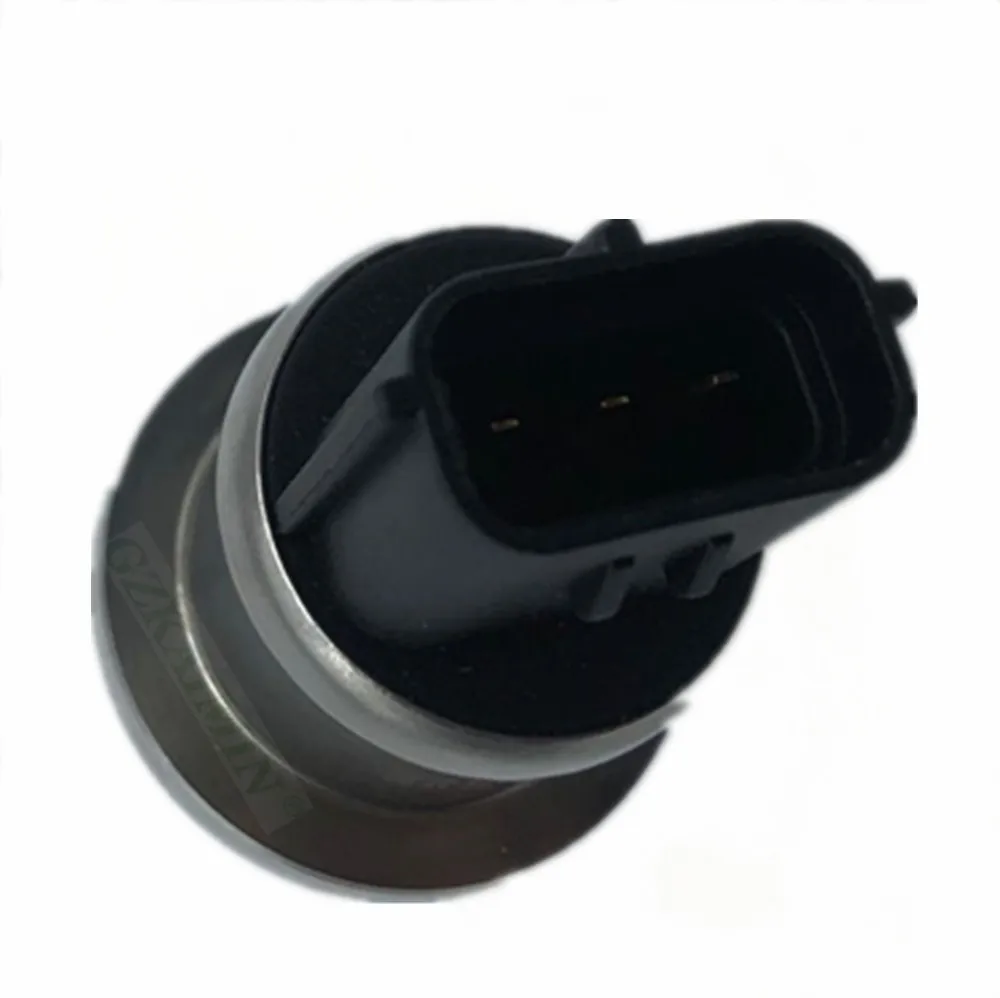 Mitsubishi Montero Pajero Fuel Pressure Sensor - High-quality