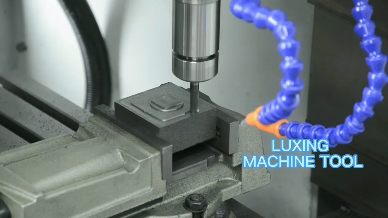 Small Home Xh7121 Single Phase Cnc Milling Machine With Atc For Metal ...