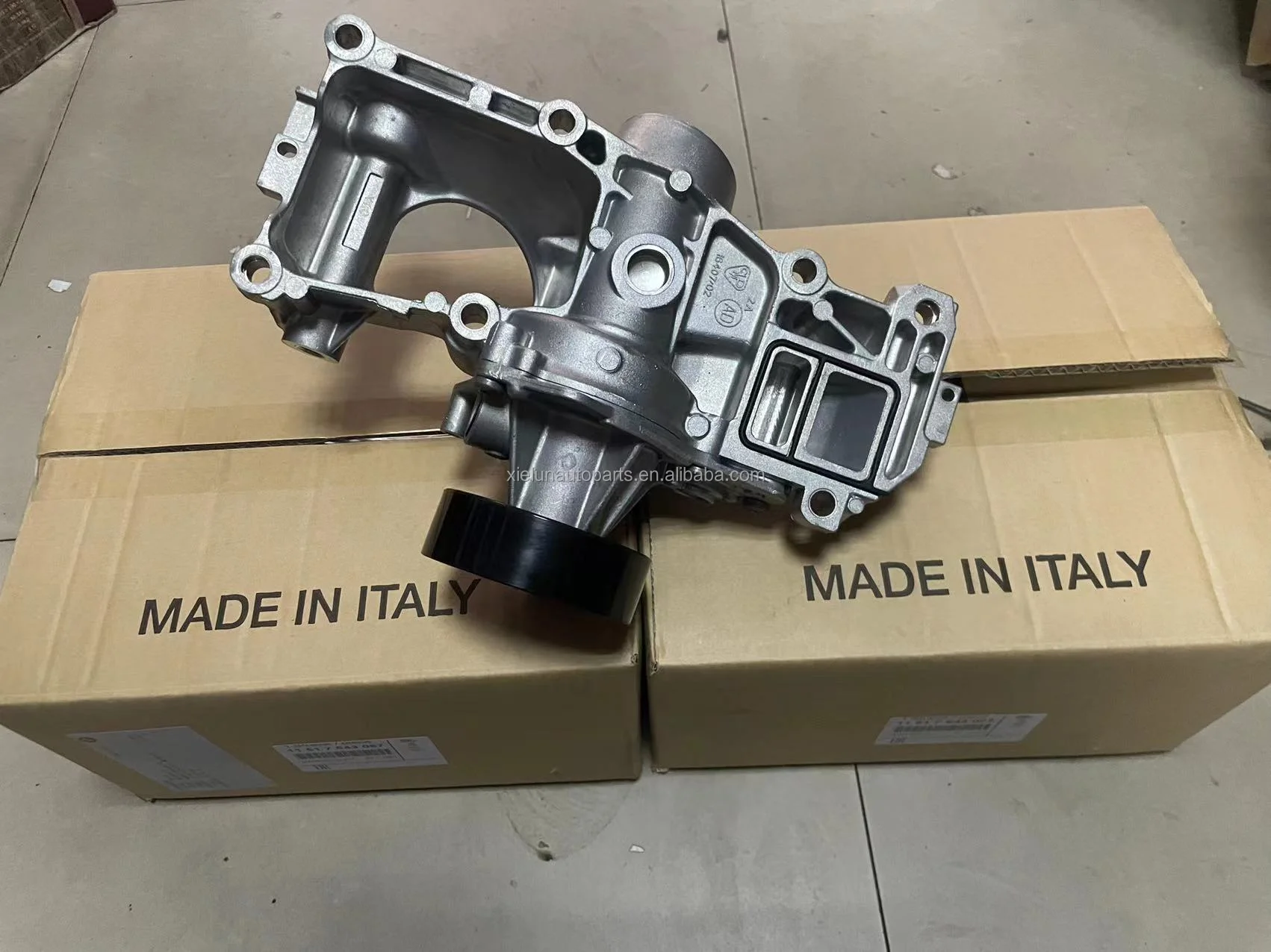 11517643067 11512379782 Water Pump For 340i M140i X3 540i F20 F21 F30 ...