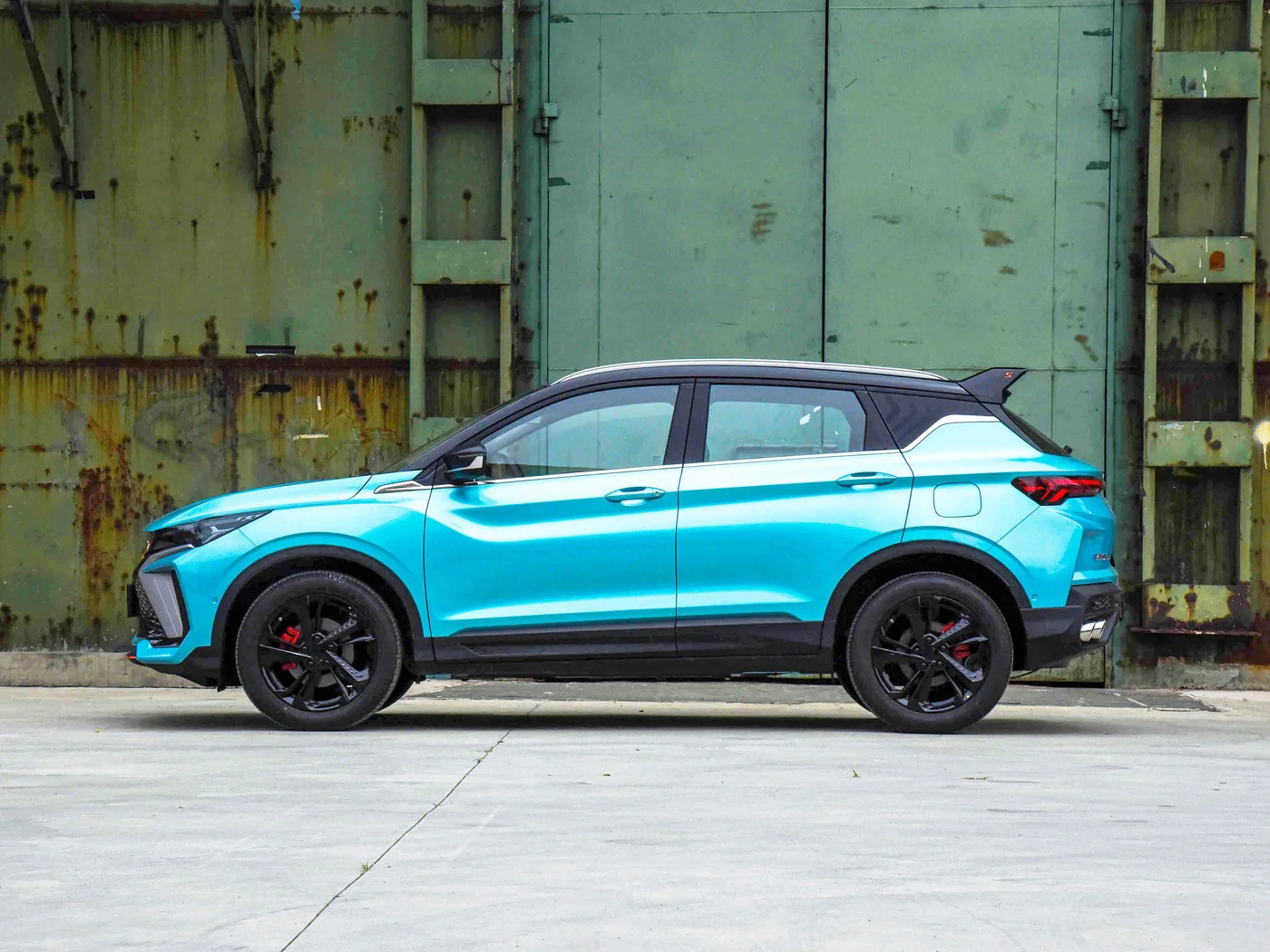 China New 2023 Geely Coolray 1.5T SUV 4 Wheel 5-Door 5-Seater Suv Openable Panoramic Sunroof ...