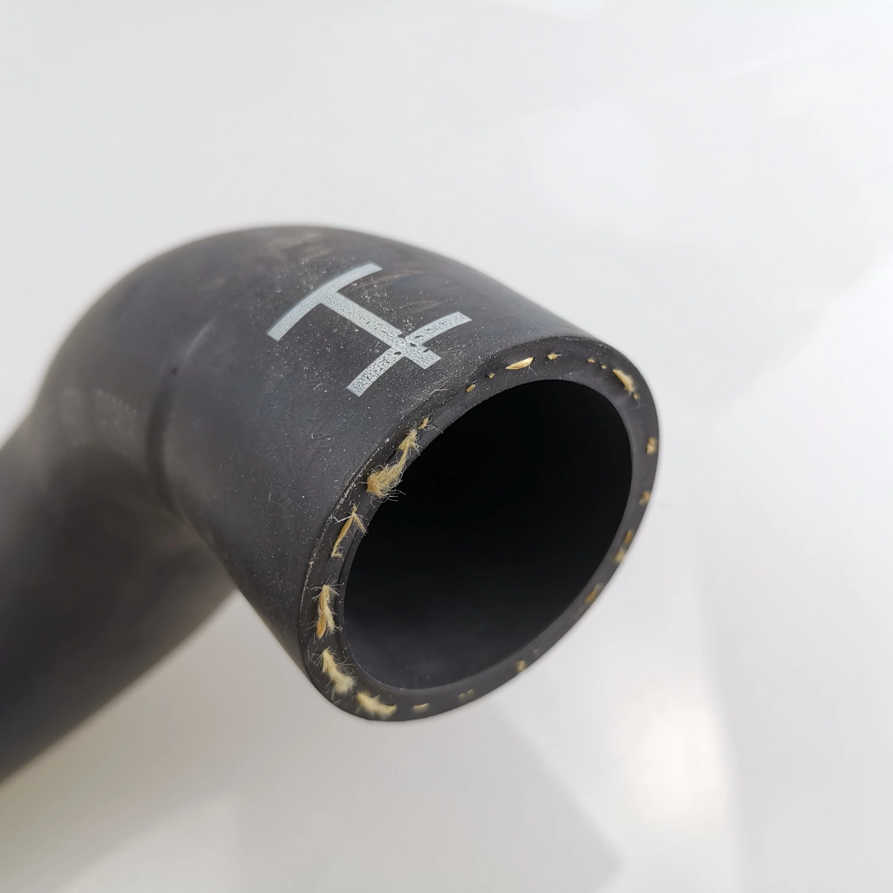 SAIC MAXUS T60 T70 Radiator Water Inlet Pipe C00047878| Alibaba.com