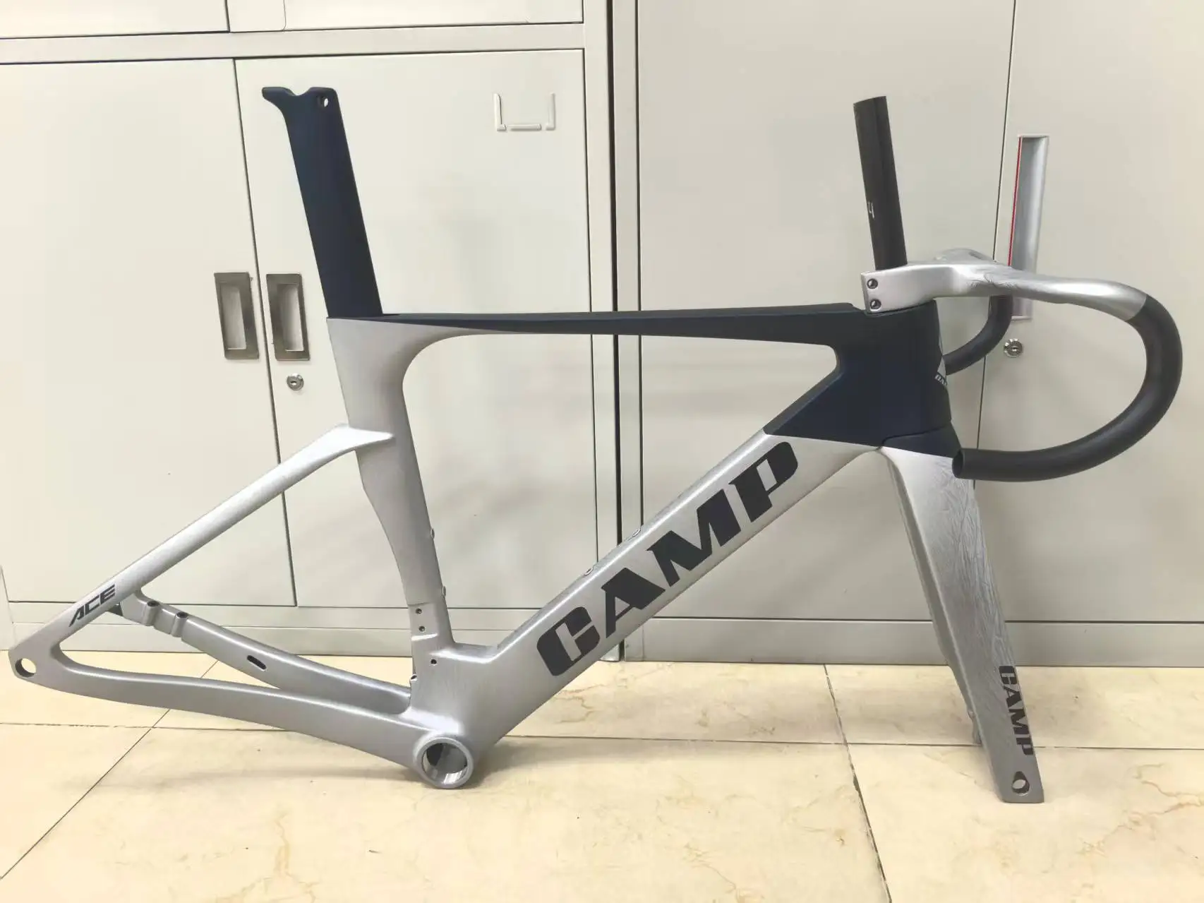 CAMP New Color 700C Full Internal Routing Road Frame Ice Crack Paint ...