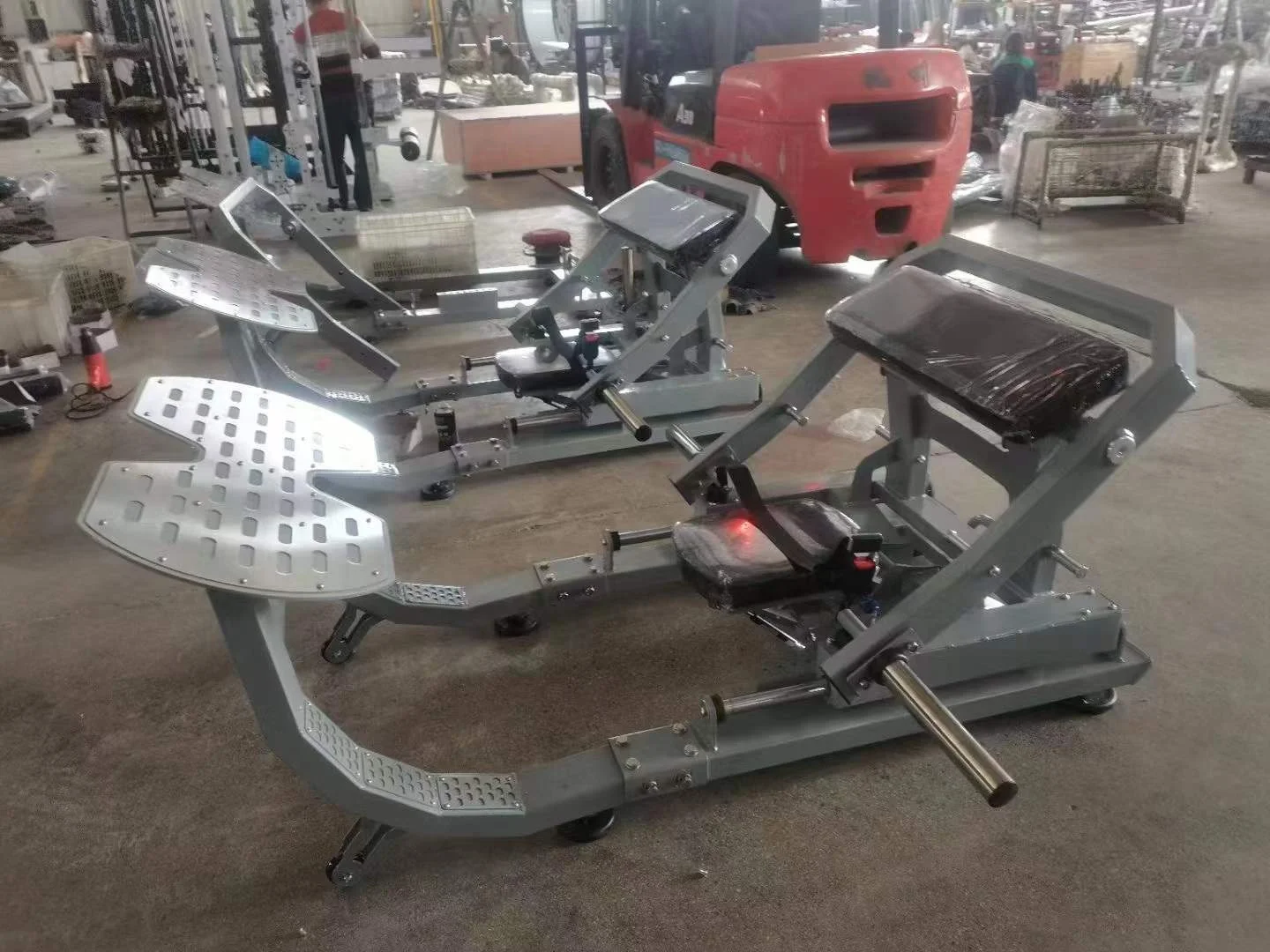 Commercial Strength Plate Loaded Gym Equipment - Hip Trust Machine