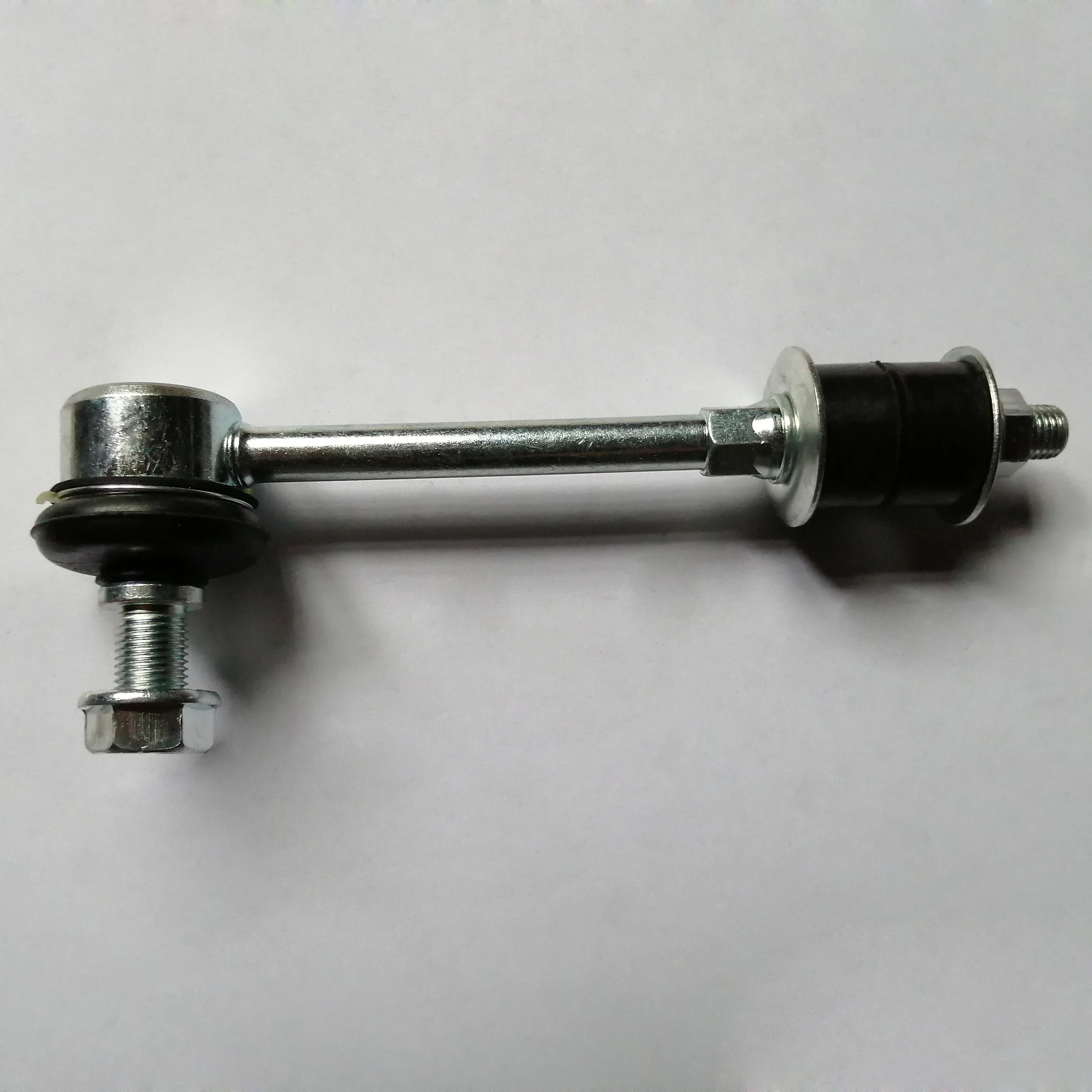 Toyota HILUX Stabilizer Link 48820-0K010 - Durable & Reliable
