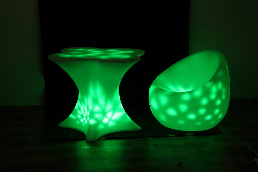 RGB 16 Colors Changing Rechargeable PE Plastic LED Bar Chair