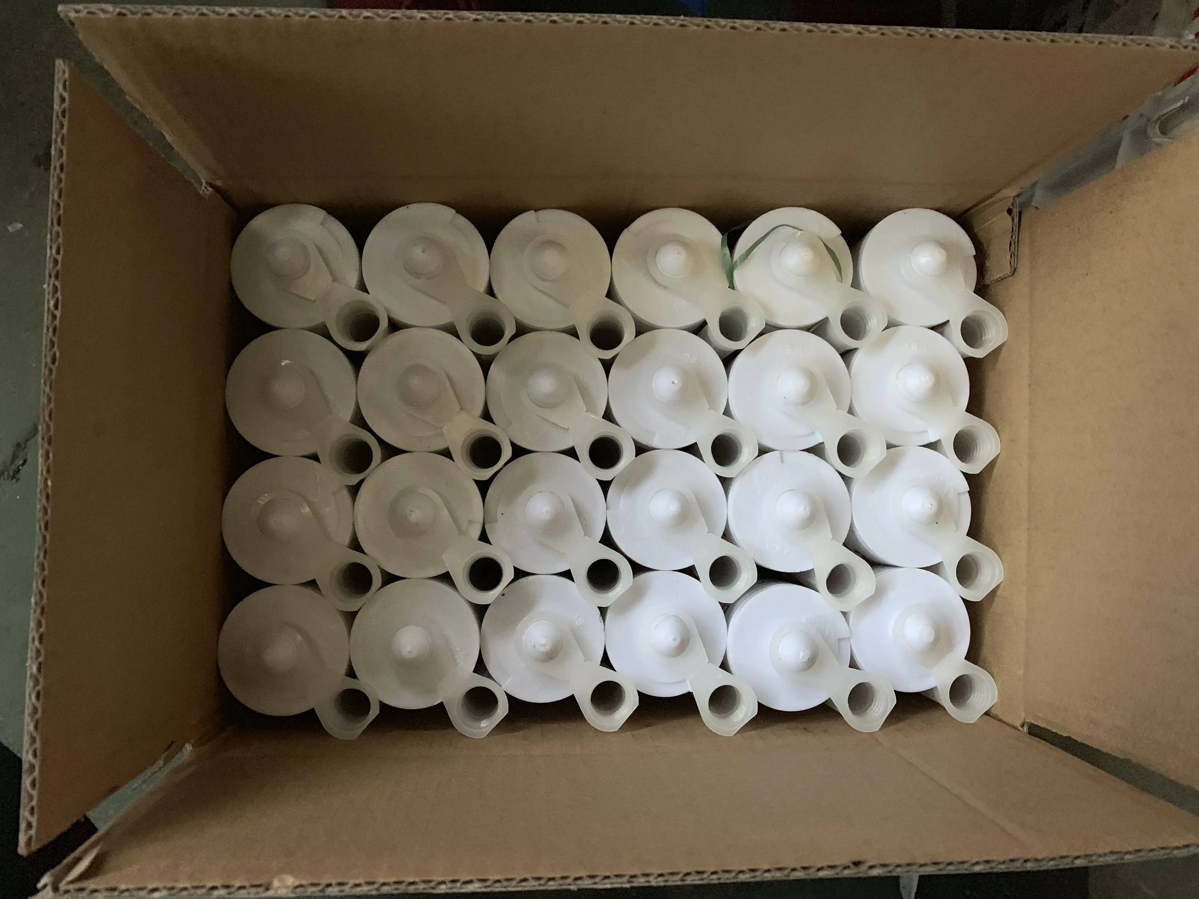 High Temperature Turkey Rubber Pu Spray Foam Glue Adhesive And Sealant ...