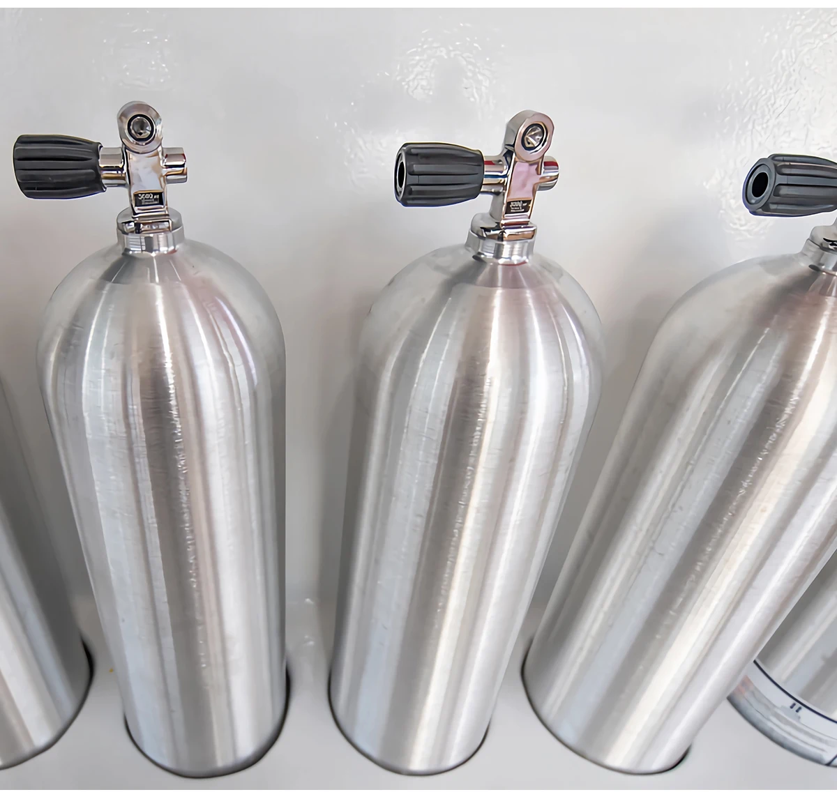 11.1L S80 DOT3AL Aluminum Scuba Tank for Diving - High Pressure