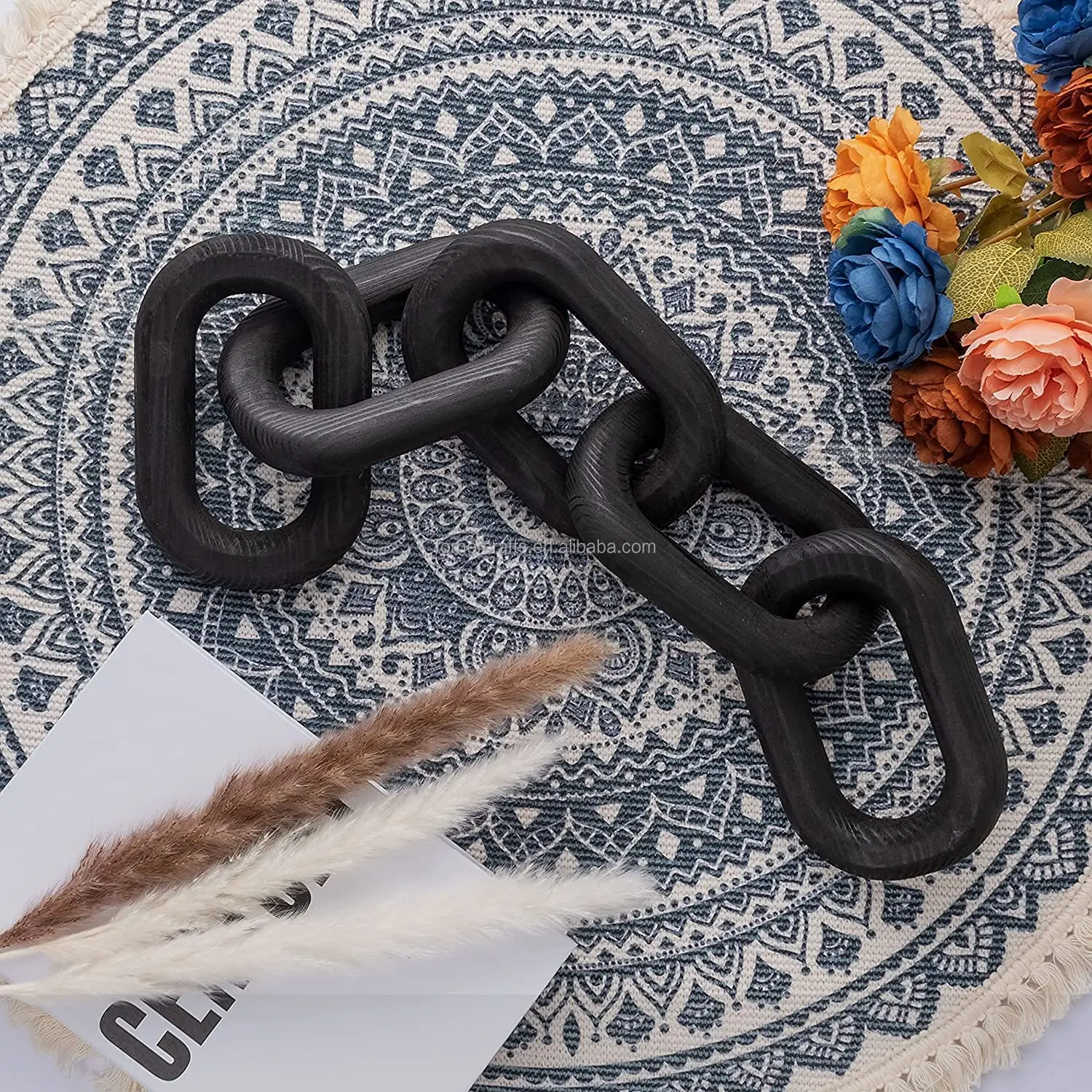 Hand Carved Wood Chain Link Decor - Stylish & Durable