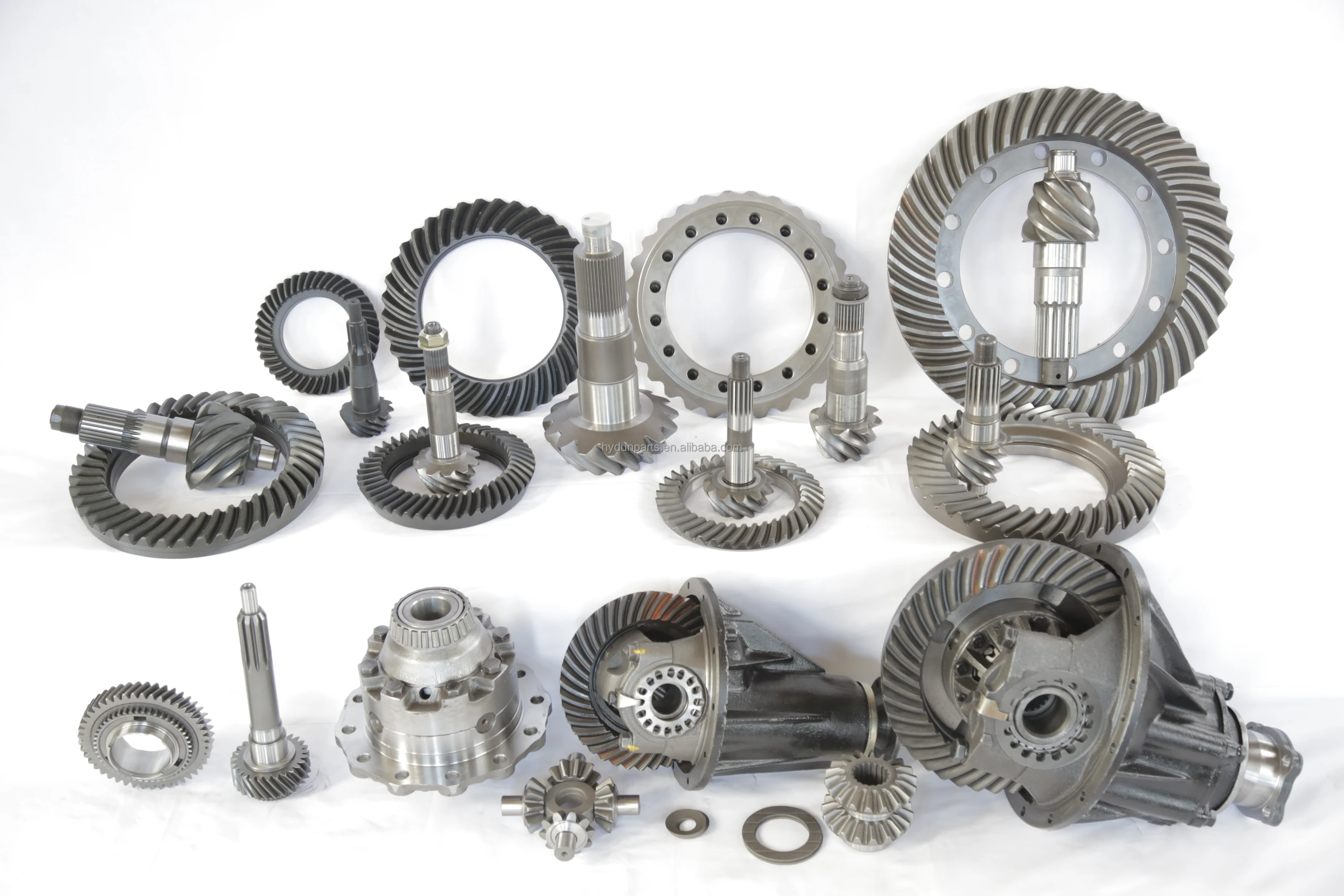 38100-F5680 38100-VW670 Crown Wheel Pinion Gear for Nissan Navara ...
