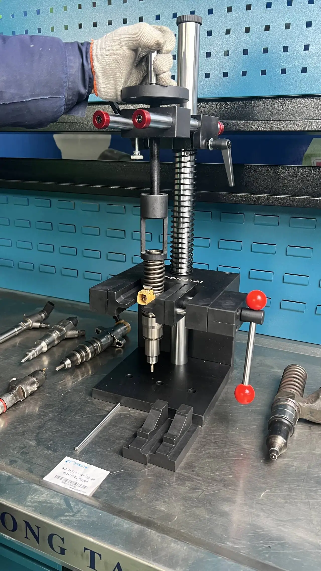 No.106(4) Universal Injector Disassembly Support - Buy No.106(4 ...