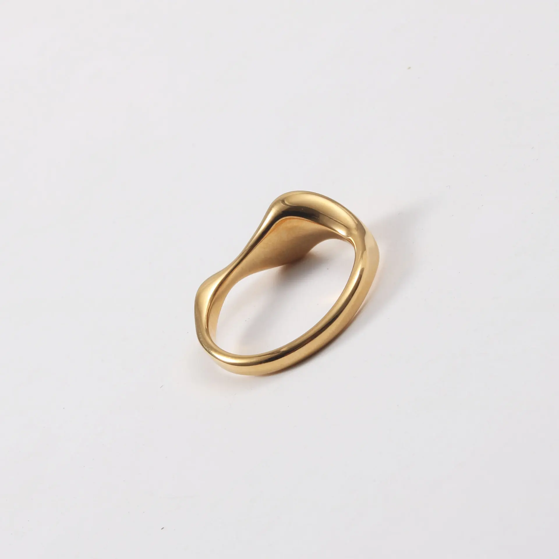 Tarnish Free High End 18k Gold Plated Moebius Twisted Curved Surface ...