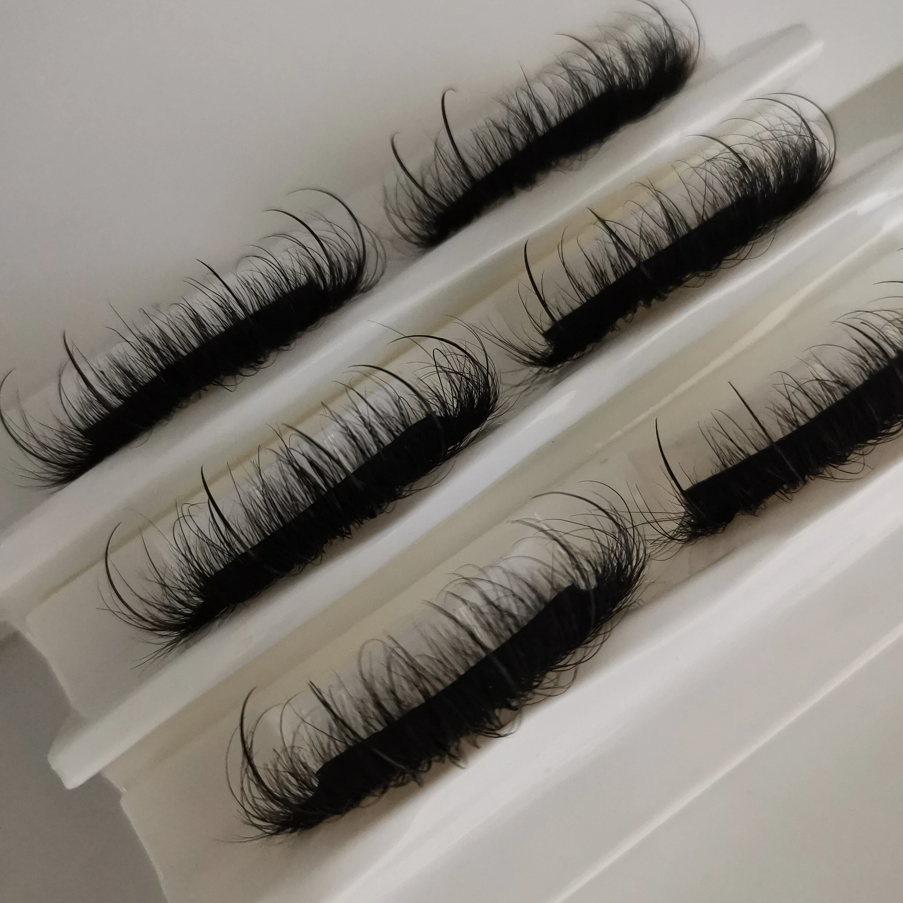 New Style Russian Strip Lashes That Look Like Eyelash Extensions Real ...