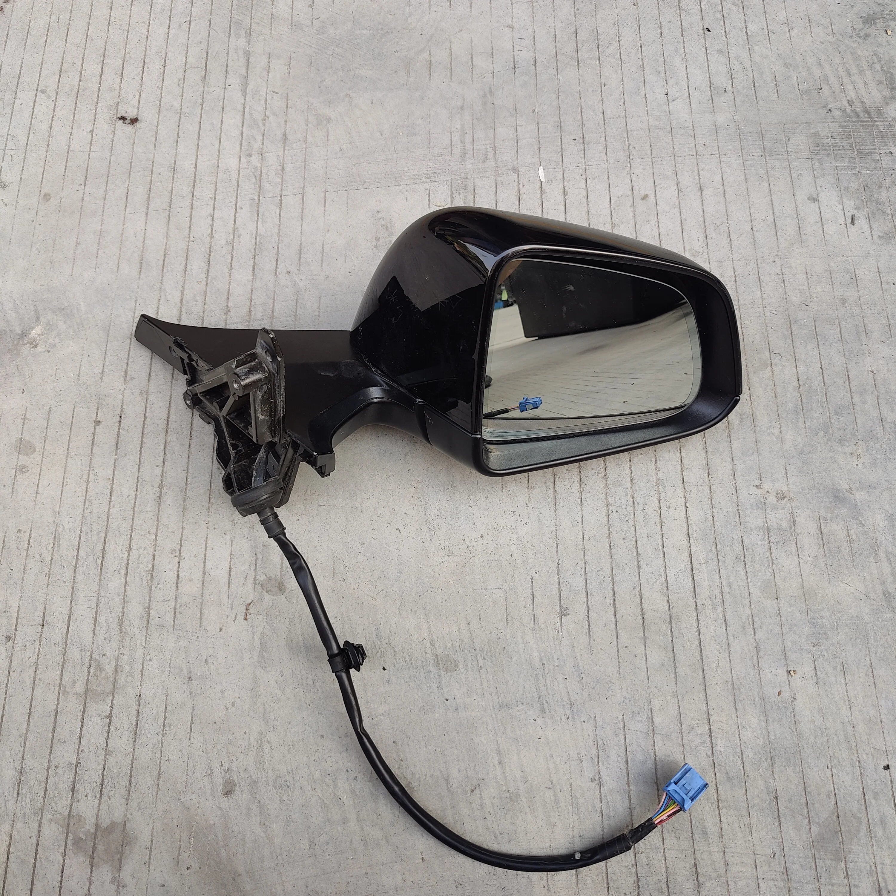 Tesla Model Y Rear View Mirror Assembly - Original Parts