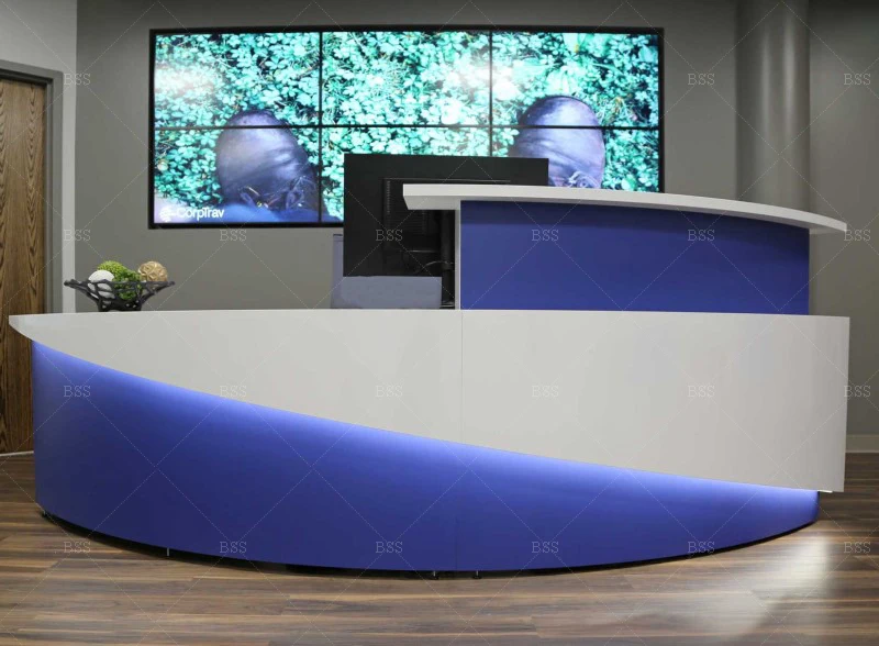 Luxurious Receptionist Counter - Elegant & Durable Design
