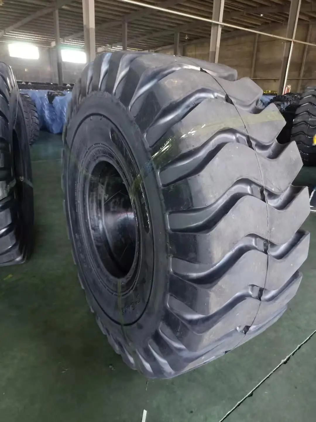 Premium Rubber Tire/industial Otr Tyres/tires For Loader Wheel Loaders ...