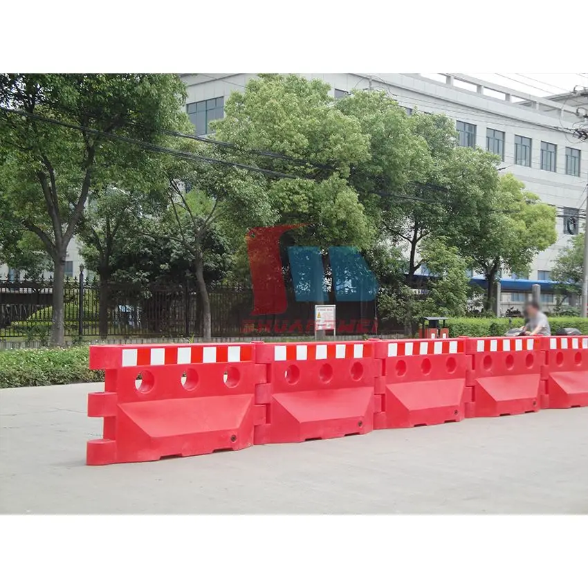 2000x1000mm PE Temporary Mobile Portable Barricades Traffic Divide ...