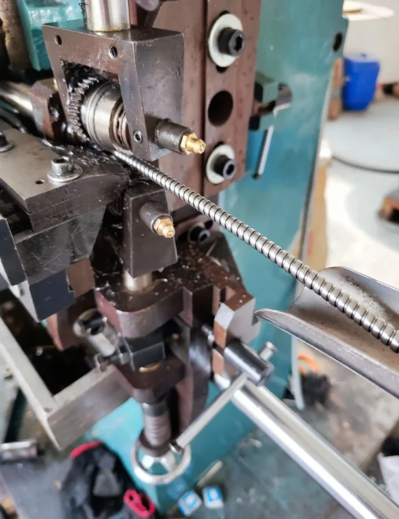 Flexible Metal Pipe Making Machine Interlocked Metal Hose Conduit Hose ...