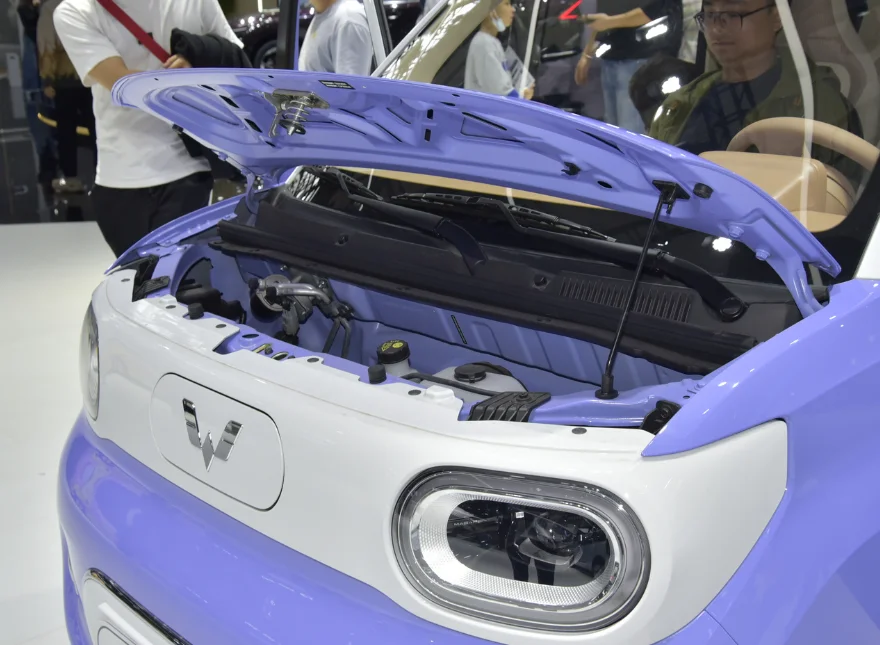 Blue Convertible Electric Vehicle Wuling Nano Ev Mini Sedan Car Without ...