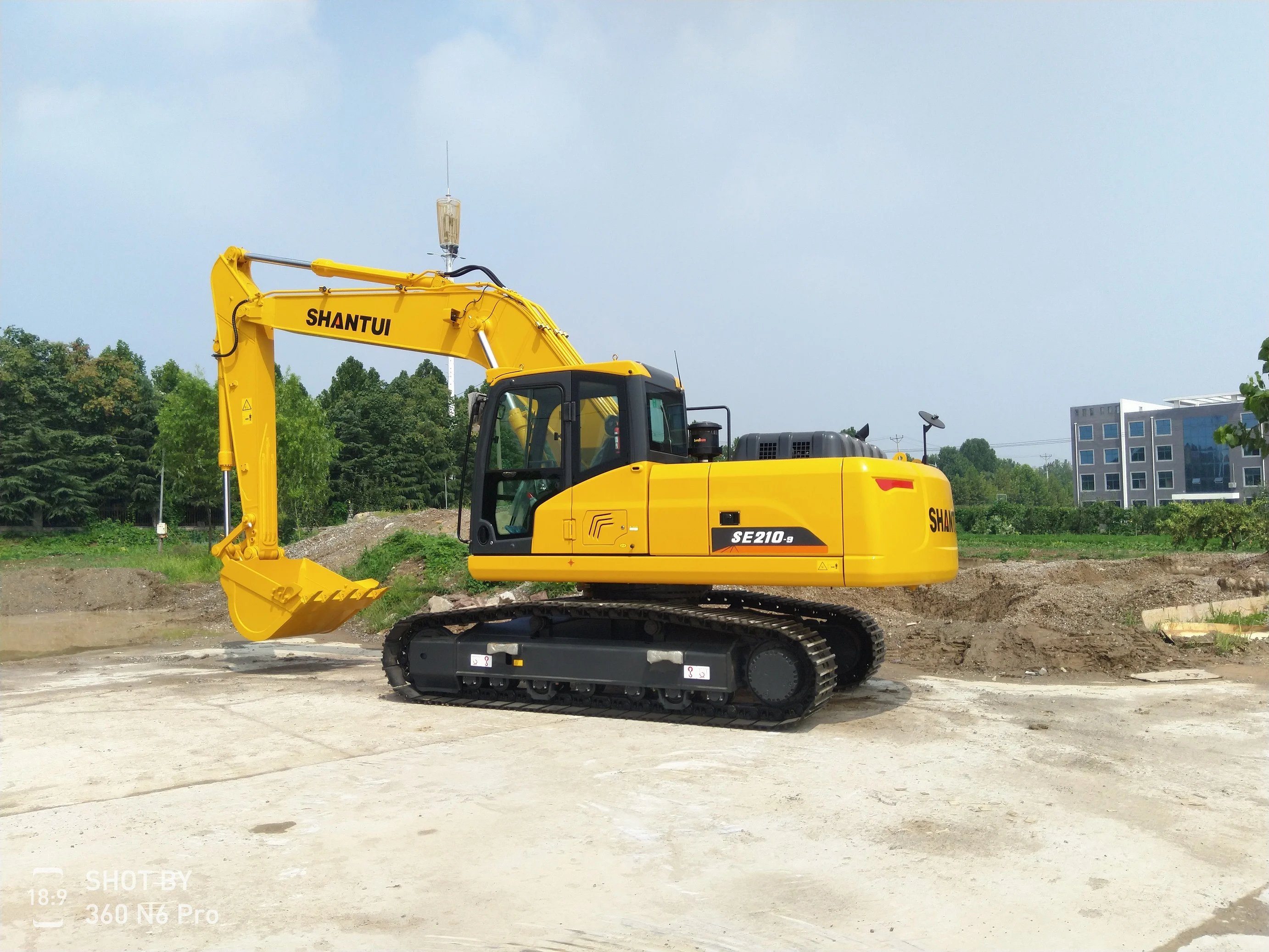 Shantui SE210-9 Multi Hydraulic Excavator 21ton with Tool