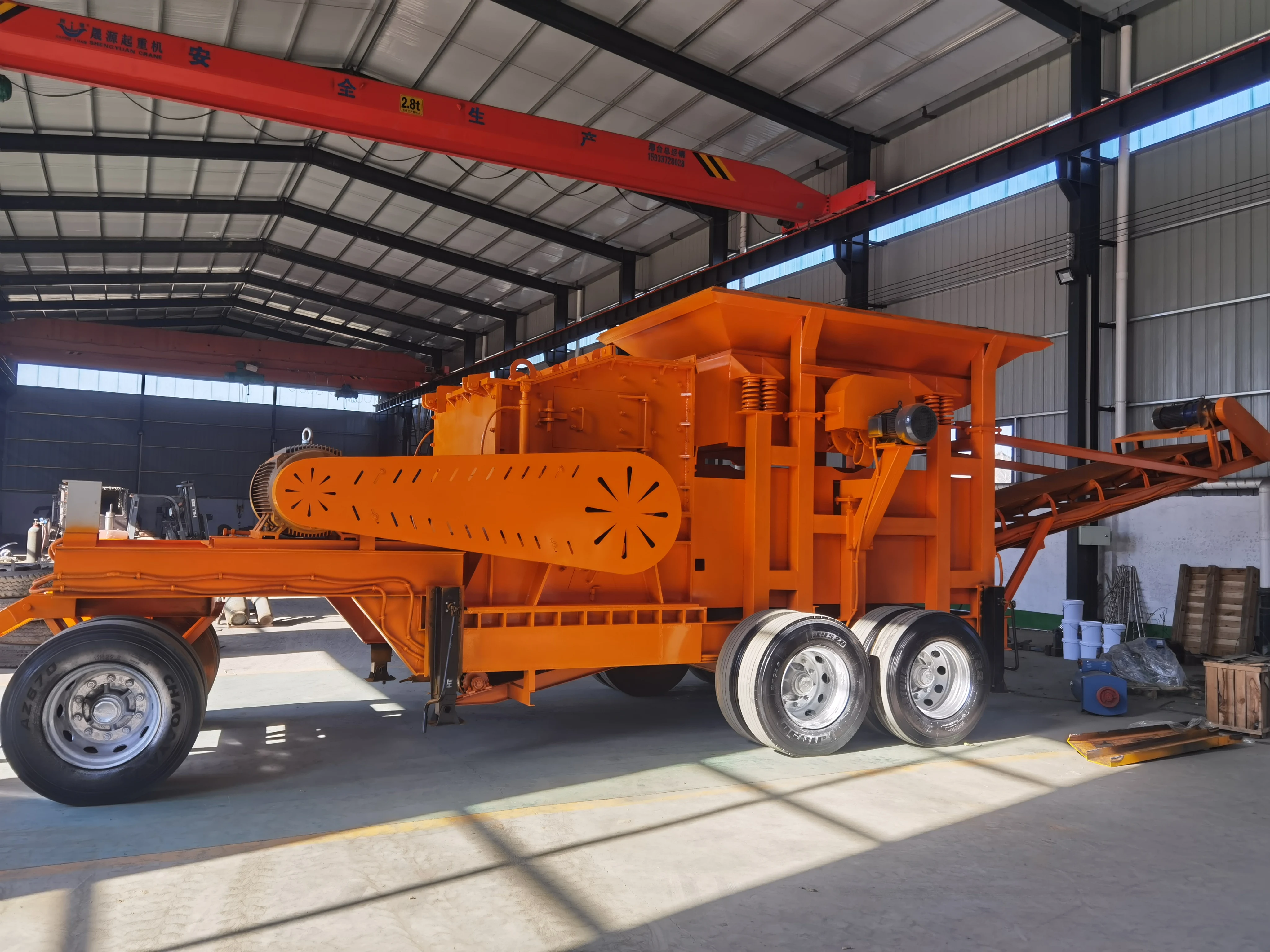 Large Crushing Stone And Rock Box Crusher Heavy Crushing Equipment ...