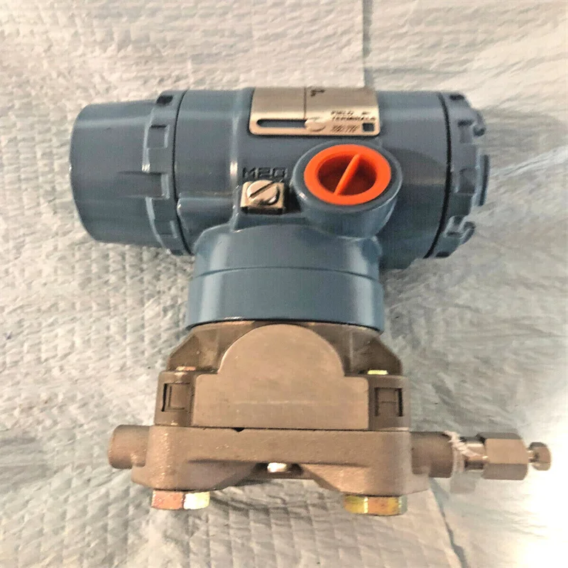Rosemount 2051c Differential And Gauge Pressure Transmitter With 4-20ma ...