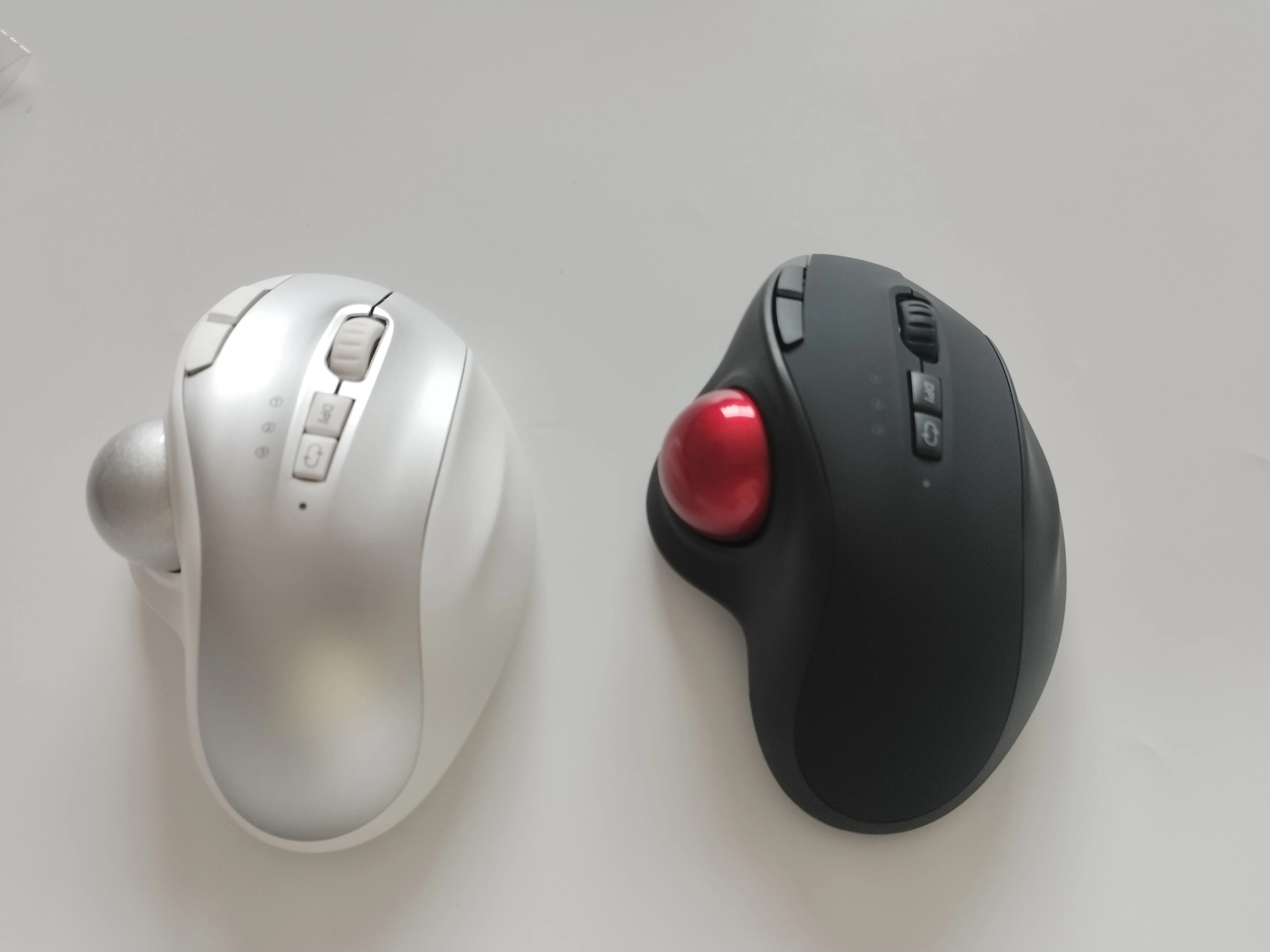 Trackball with RGB Keyboard and Mouse - Wireless & Rechargeable