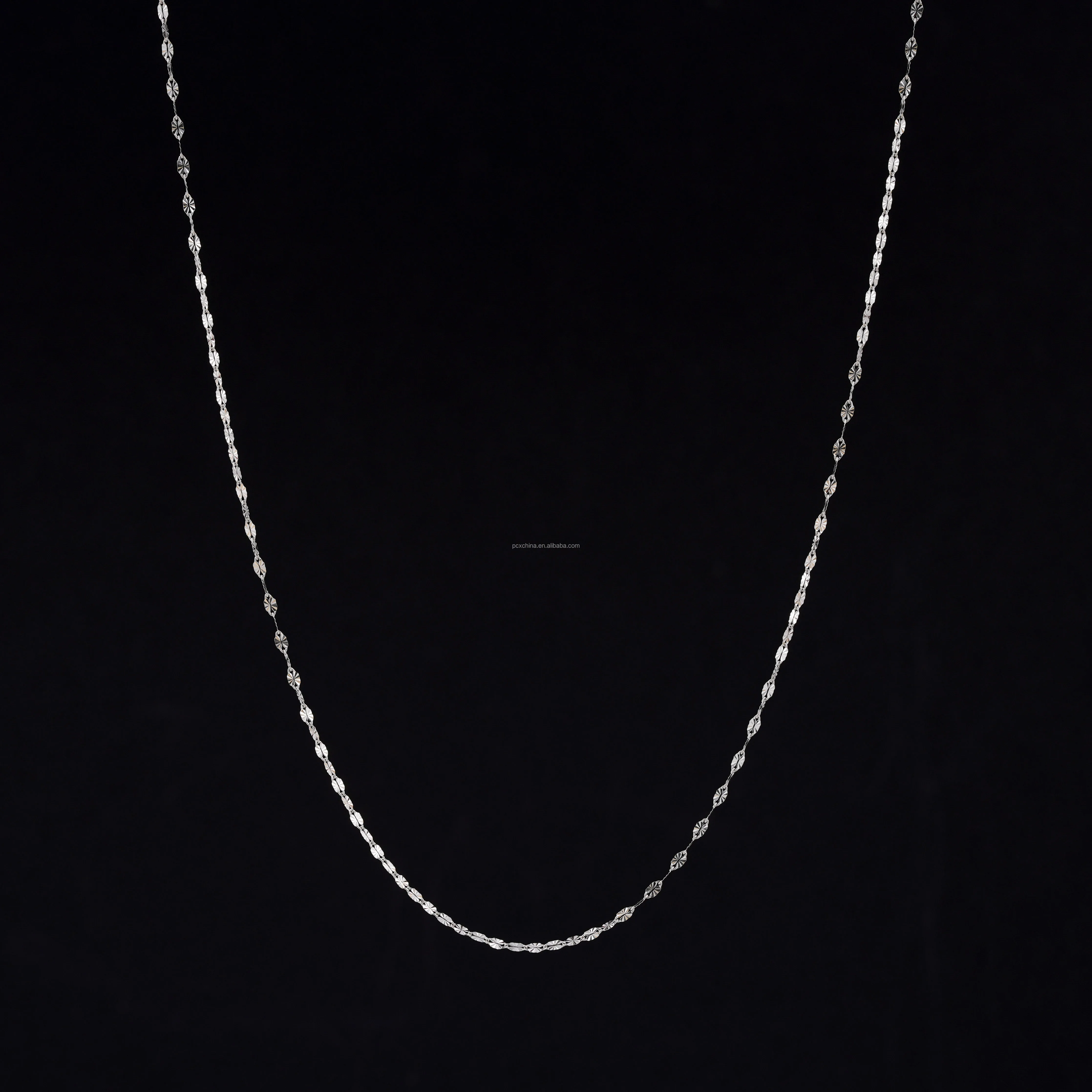 PCX Jewelry Lip Chain - Customized 18K Gold Necklaces