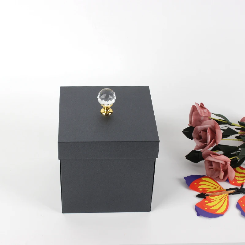 Surprise Explosive Pop Gift Box - Customizable & Eco-friendly