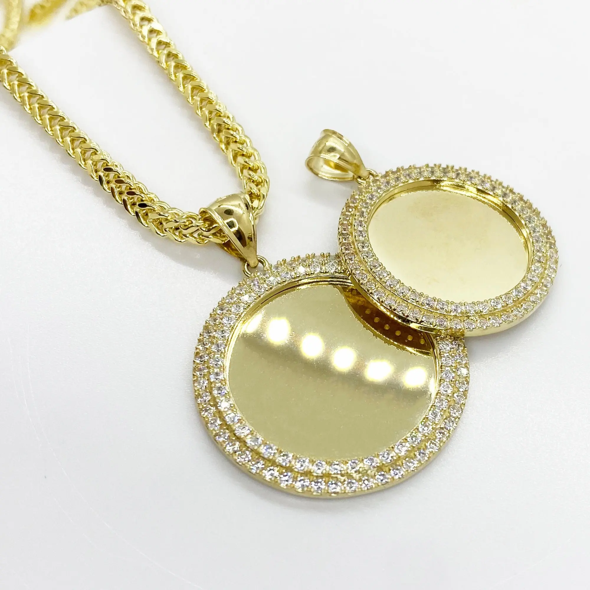 Duyizhao 14k Gold Plated Picture Photo Personalized Memory Round Circle ...