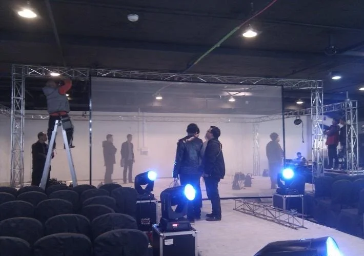 Transparent Holographic Mesh Projector Screen - 3D Hologram Display