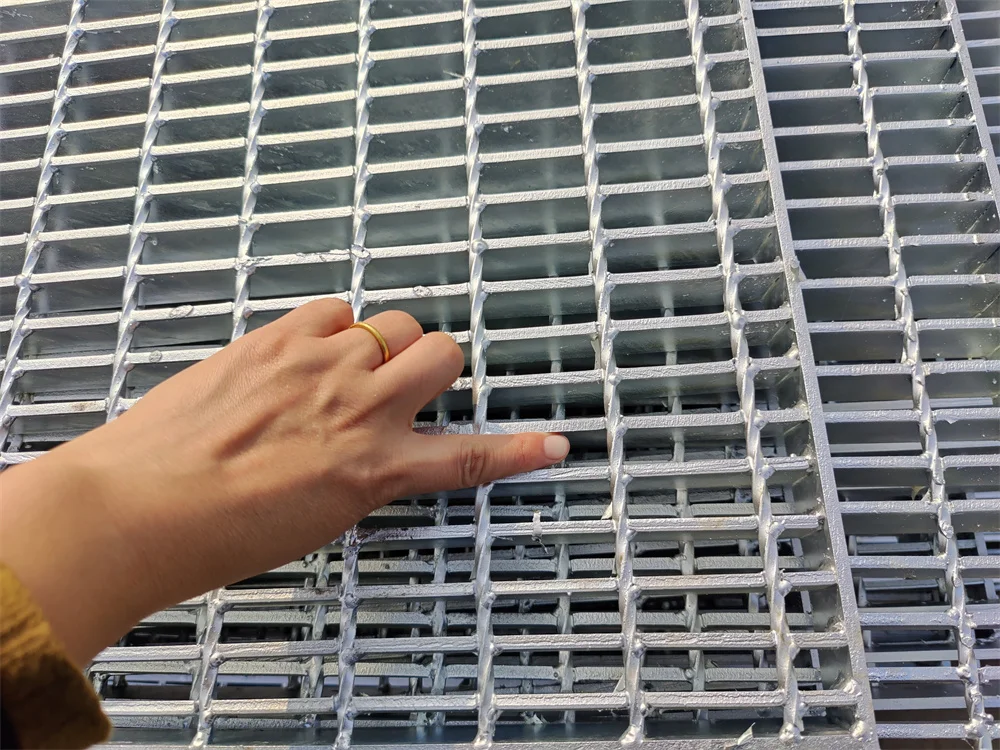 Metal Steel Grating Storm Drainage Cover Gully Pit Sump Drain Steel ...