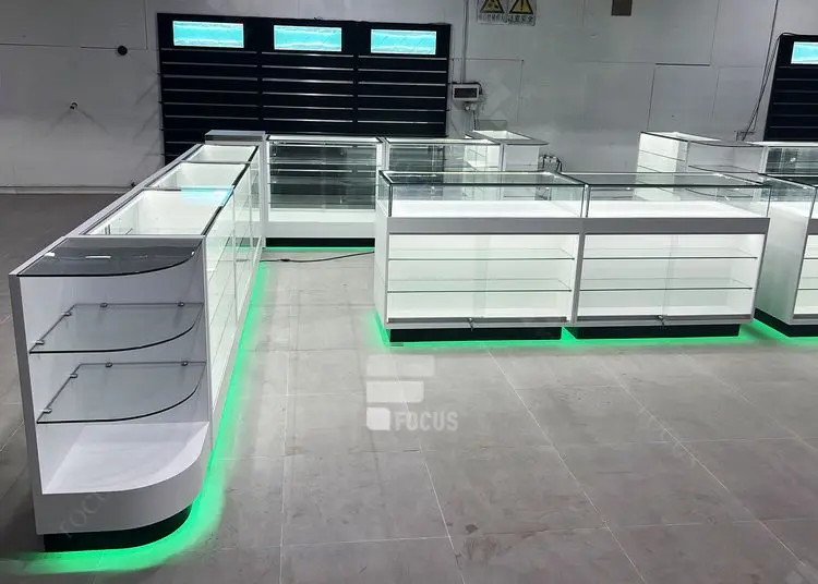 Shop Our Factory's Customized Tobacco Wood Rack Display Case