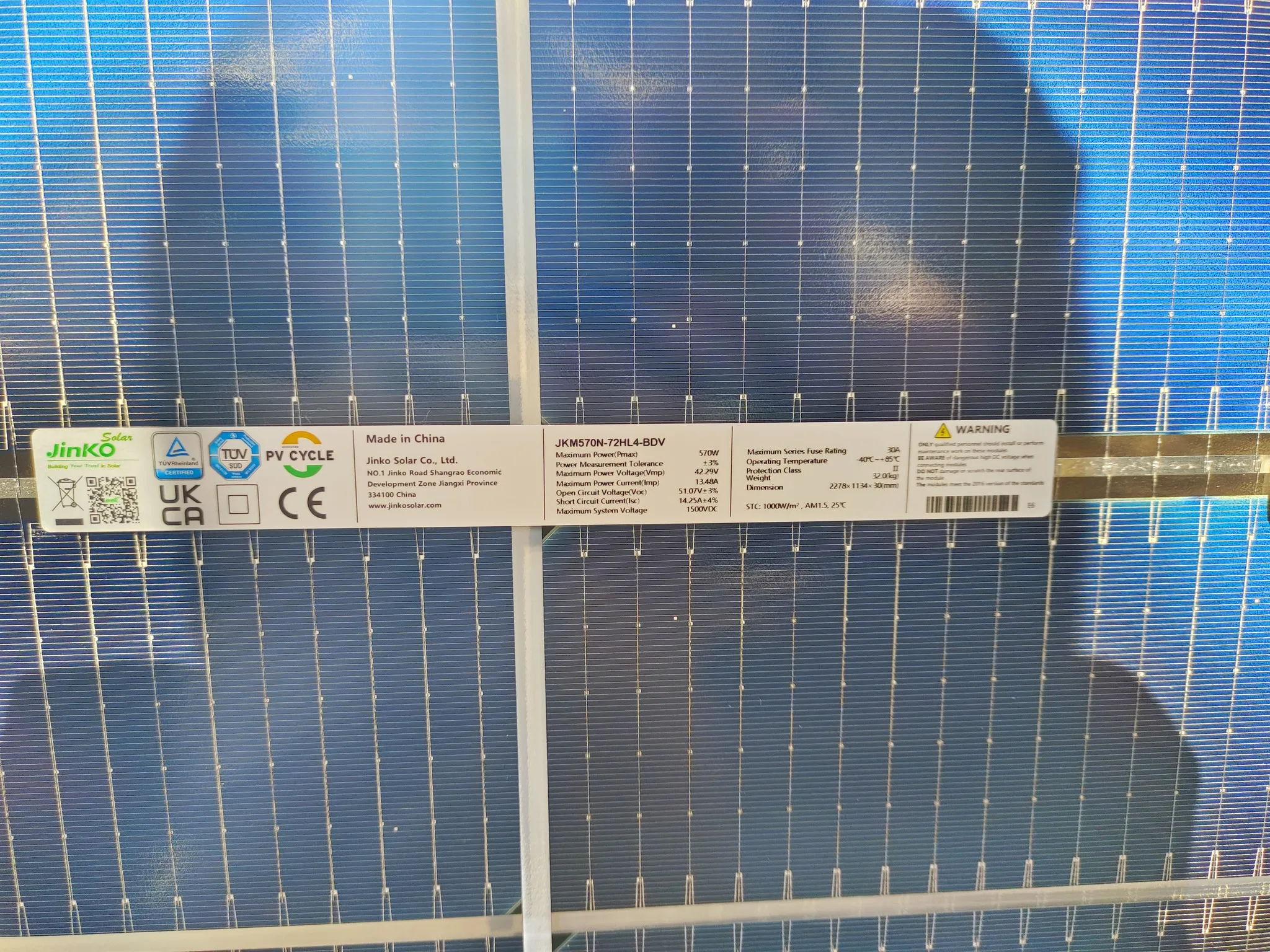 Jinko Tiger Neo N Type Solar Panels - 570W to 585W Bifacial