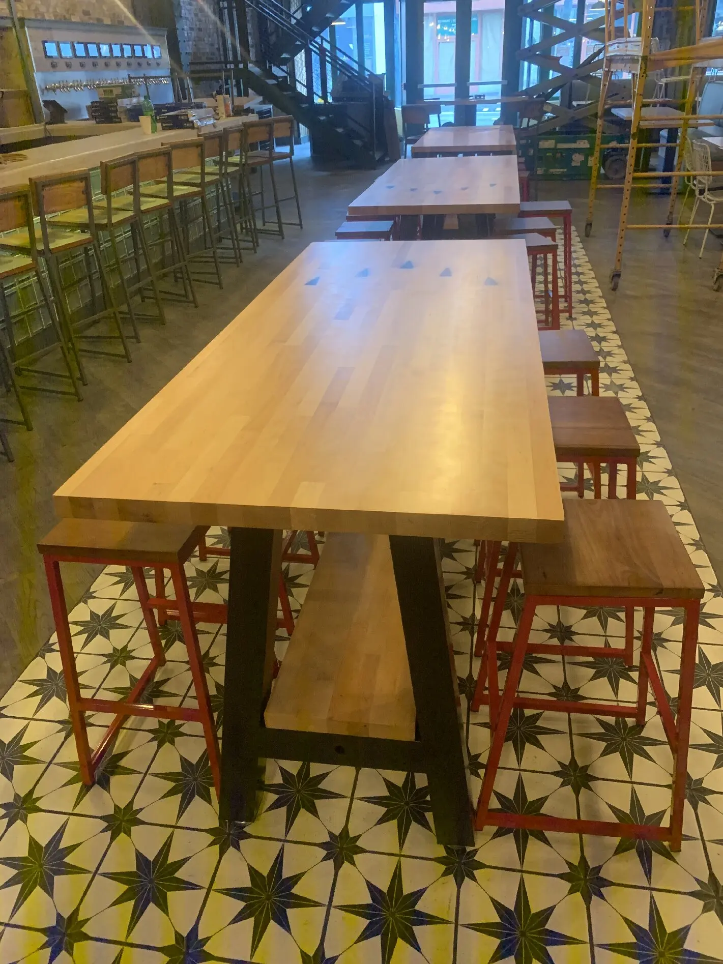 Modern Minimalist Maple Dining Tables for Commercial Use