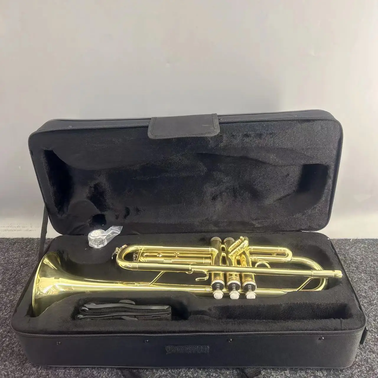 Wholesale Beginner 3 Key Trumpet Standard Bb Yellow Brass