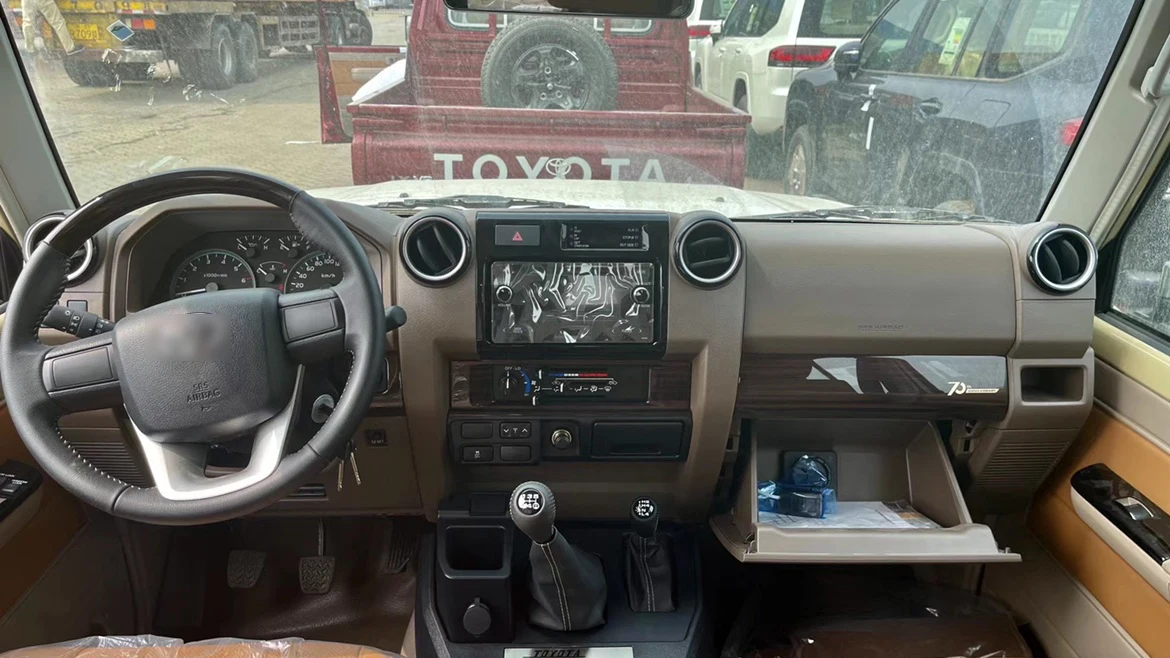 Interior Mouldings For Toyota Land Cruiser Lc7 Series Car Centre ...