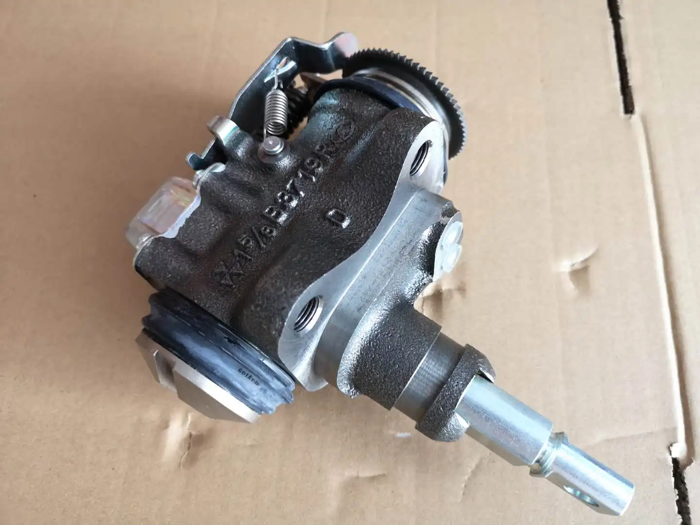 8982893670 Rear Wheel Parking Brake Air Control for FSR FRR