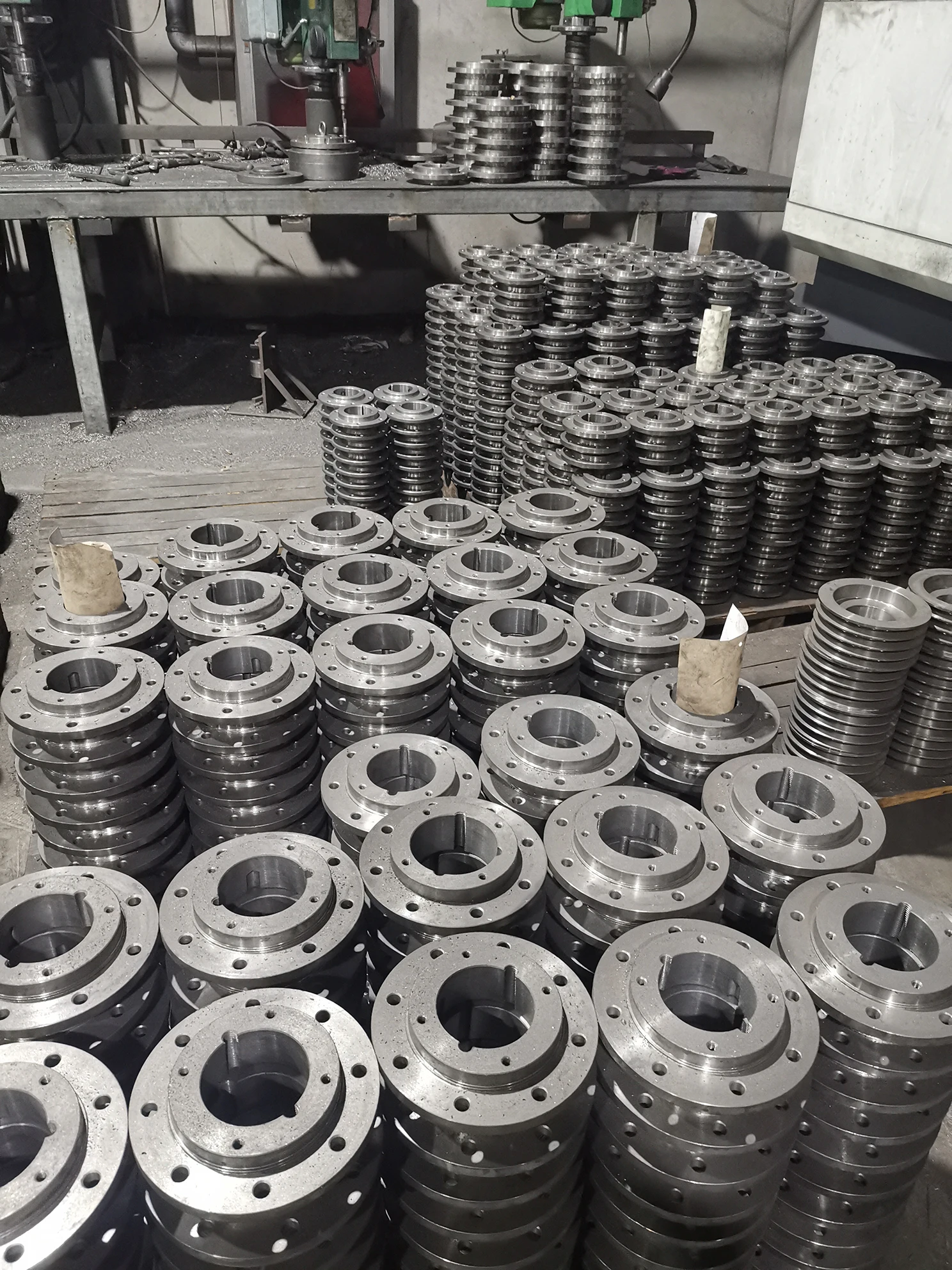Customized Standard Size Bf12 Bf20 Bf25 Screw-on Hub Bolt On Hub Taper ...