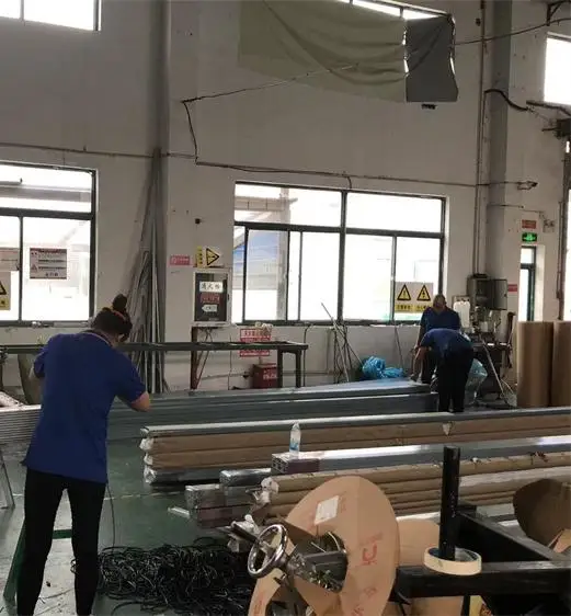 Waterproof Remote Controlled Automatic Electric Aluminum Retractable ...