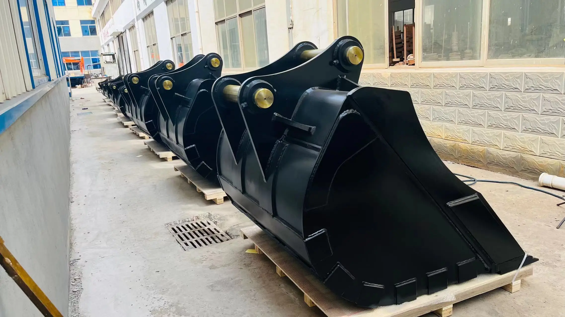 Excavator Bucket Tilt Attachment Tilt Tilting Rotating Bucket For 1 To ...