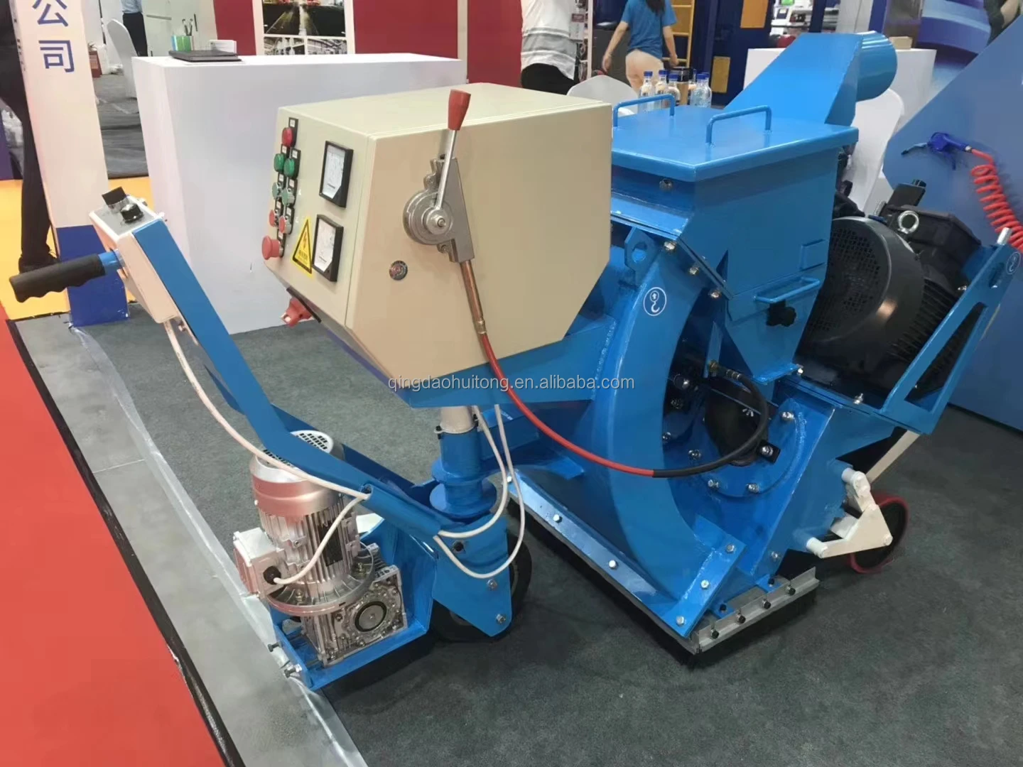 Horizontal Mobile Shot Blasting Machine for Ship Deck Rust Removal ...