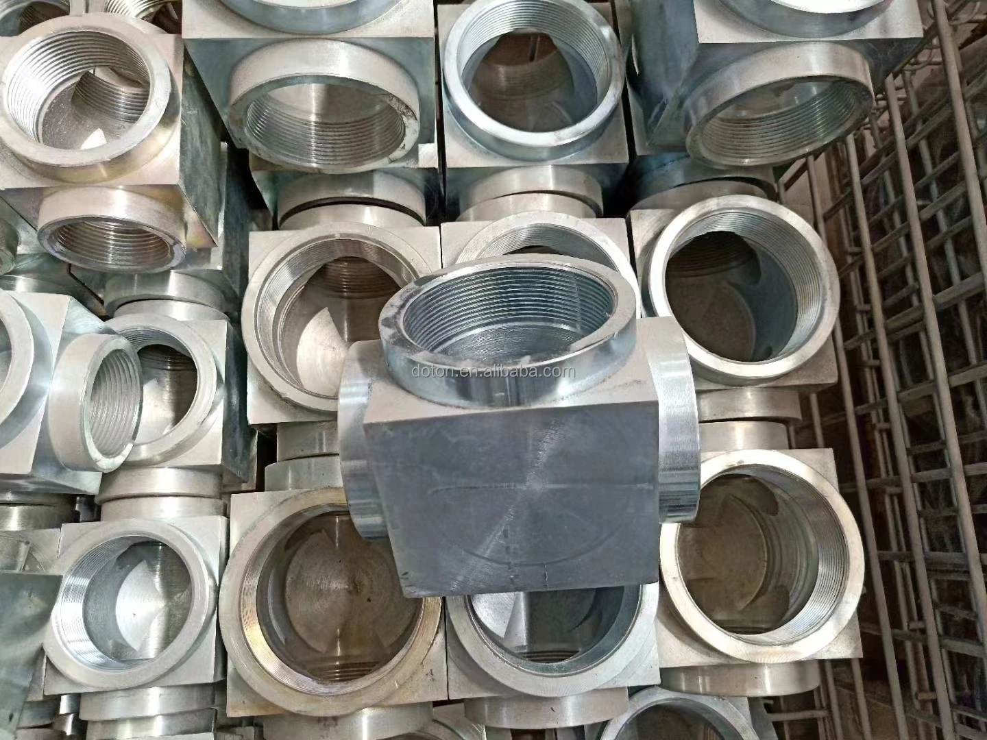 3000LB Forged High Pressure Threaded Pipe Fittings Stainless Steel ...