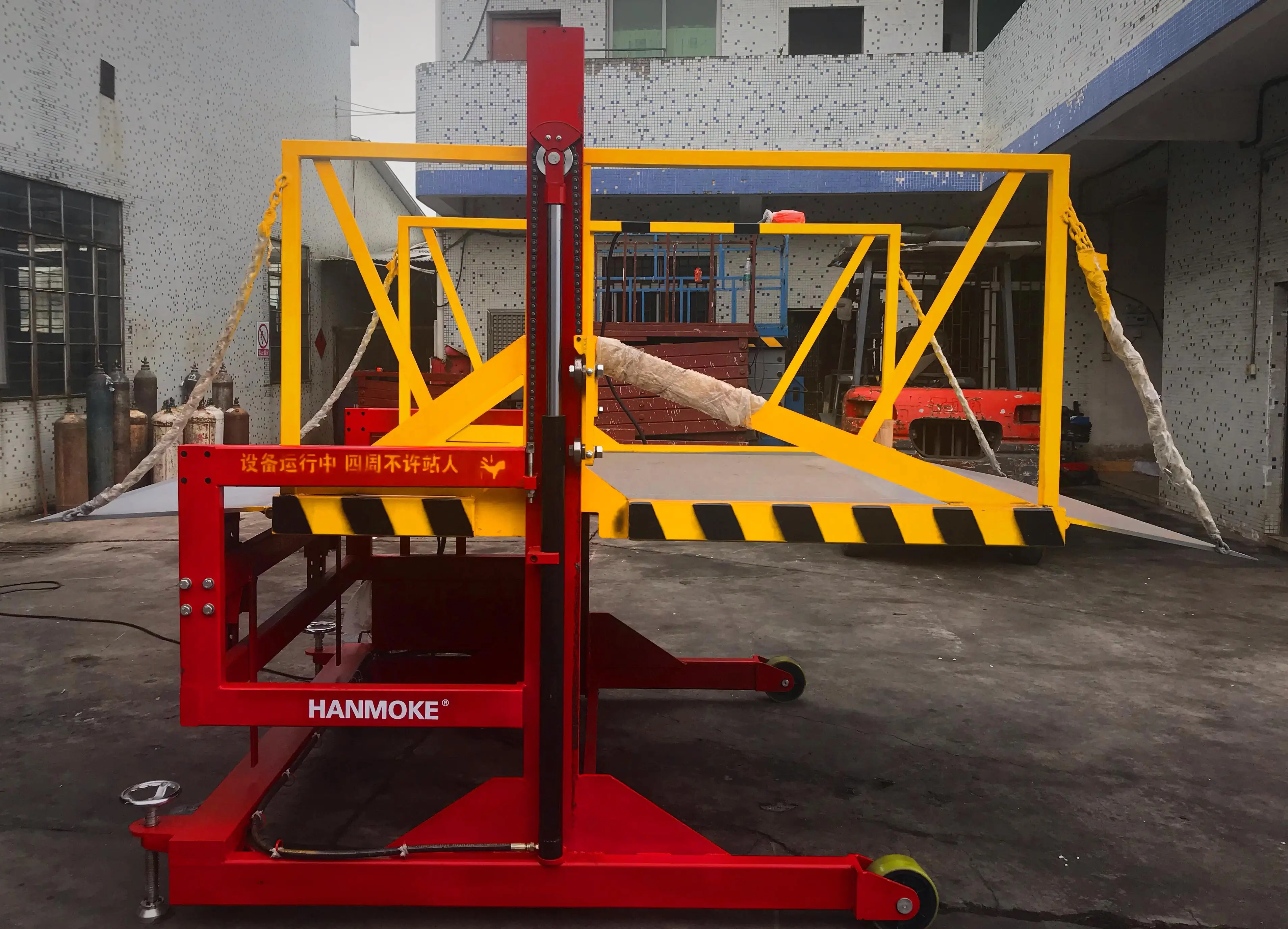 Mobile Container Loading Dock Ramp Electric Portable Loading Ramps ...