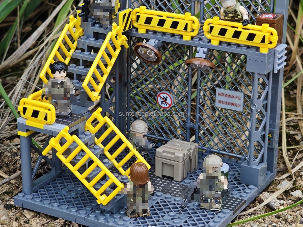 DIY Weapon Warehouse Military Base Building Blocks Set Army Base Armory ...